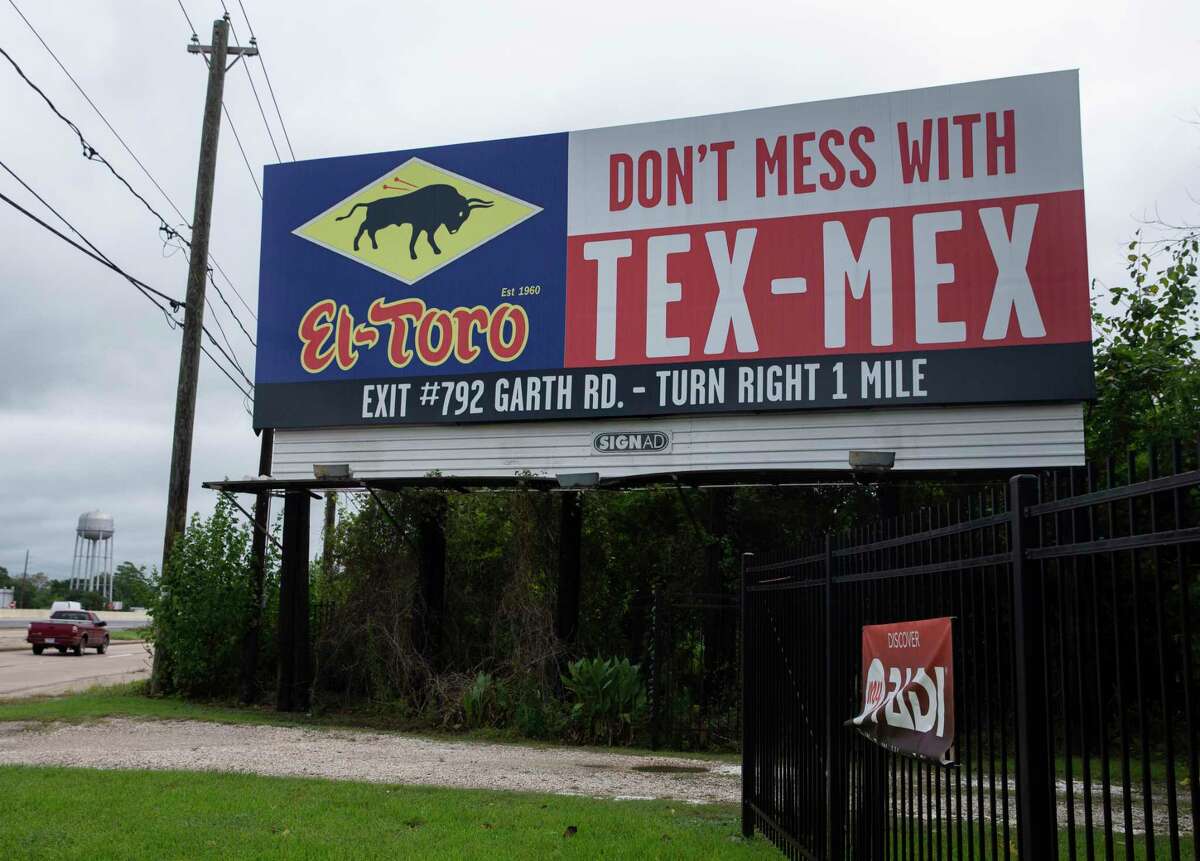 TxDOT leaves a tip for restaurant chain: Don’t mess with our trademark TxDOT leaves a tip for restaurant chain: Don’t mess with our trademark