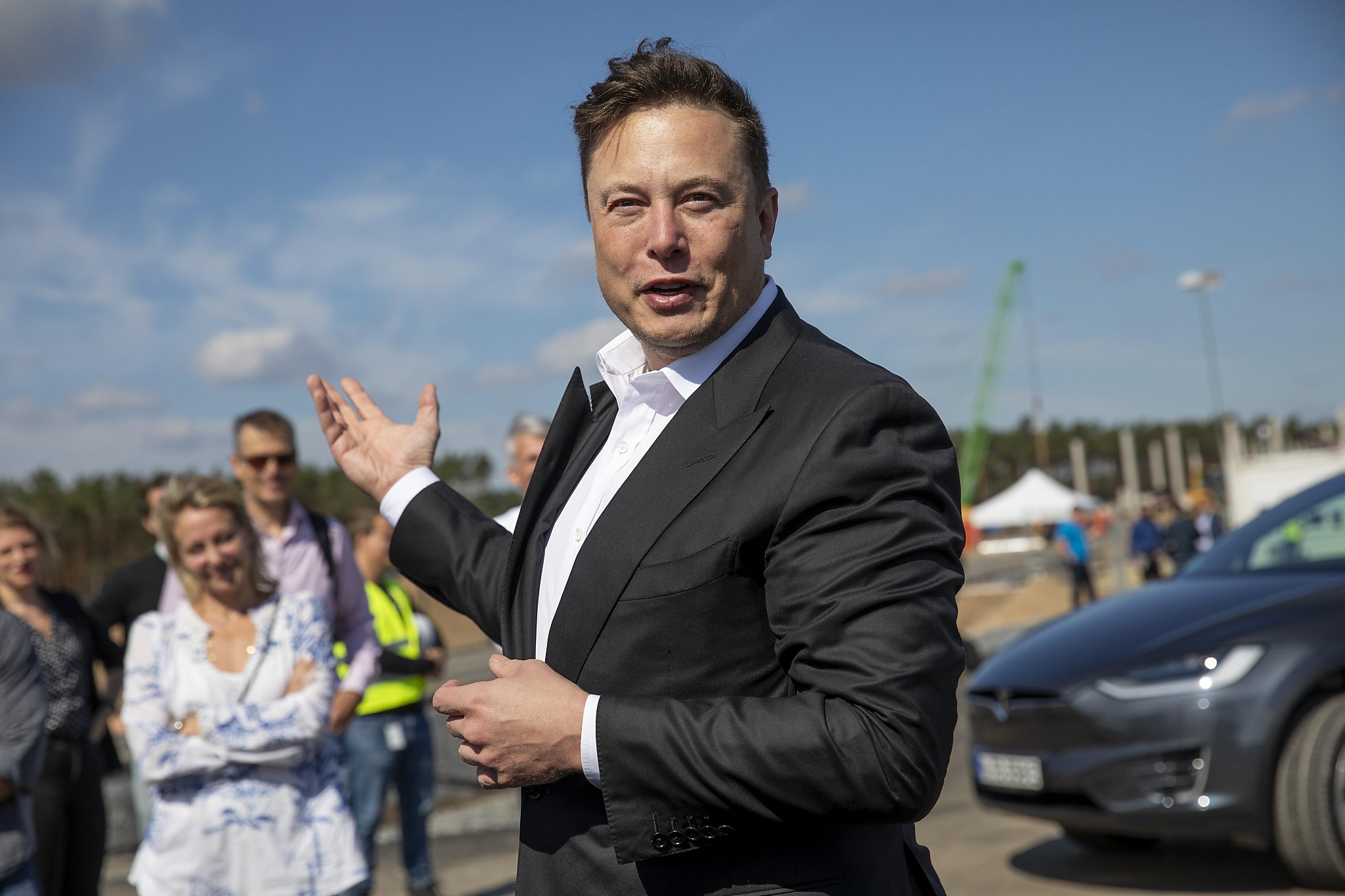 Elon Musk Twitter live updates: Director's leaked Slacks Elon Musk Twitter live updates: Director's leaked Slacks