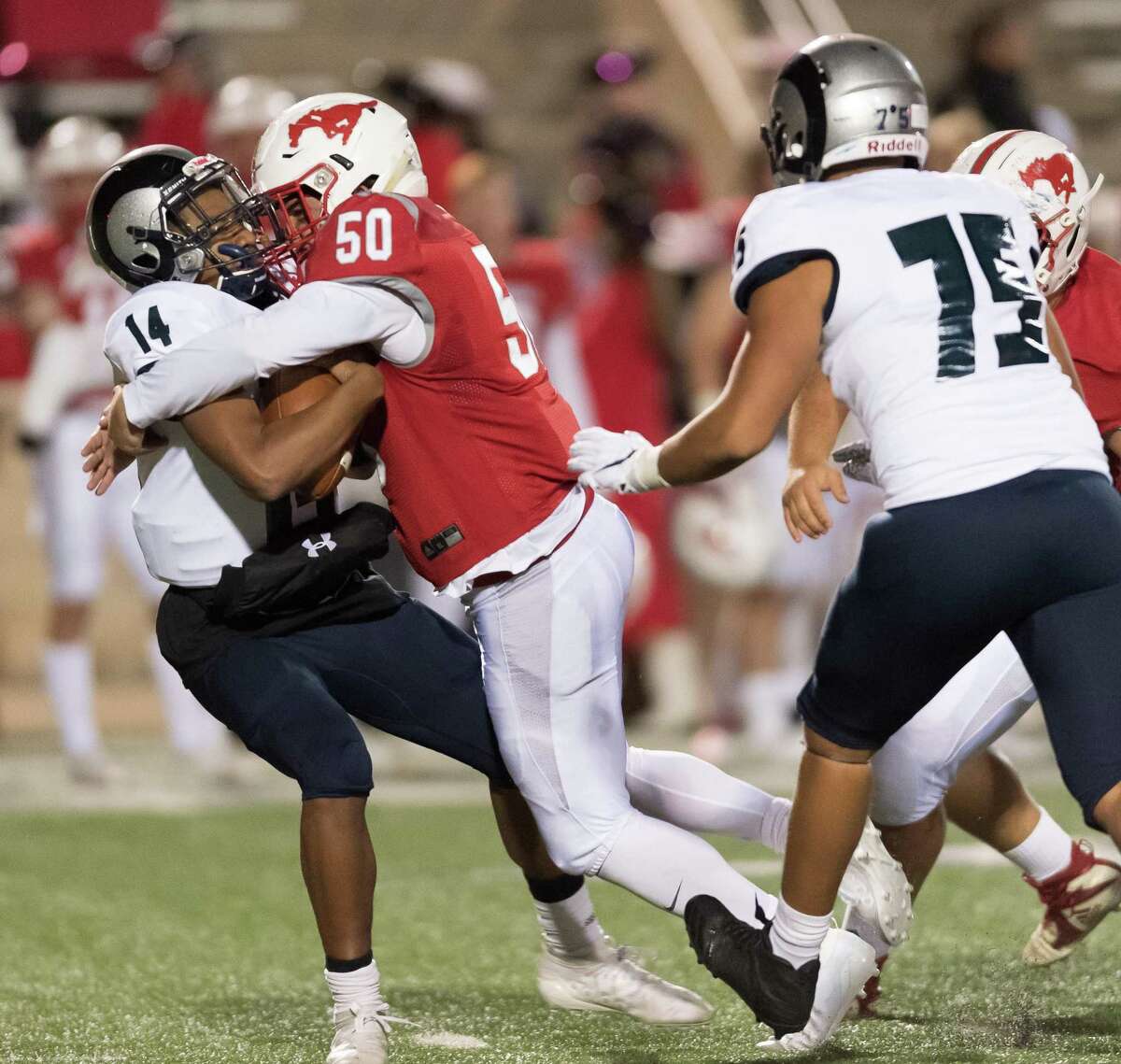 Football: Memorial Mustangs look to build on last season’s playoff berth