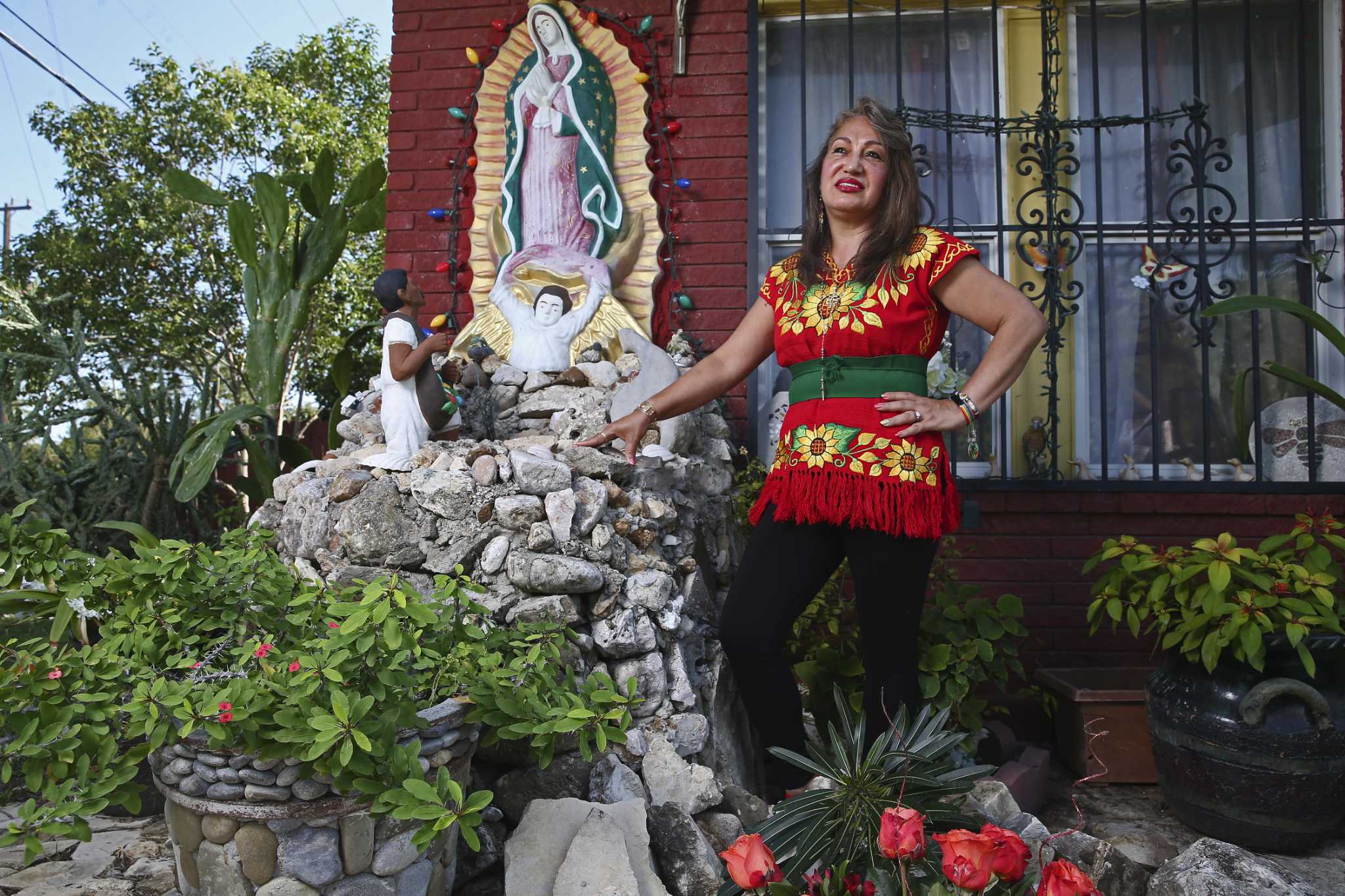 San Antonio’s Virgin Mary front yard shrines part of Christian history ...