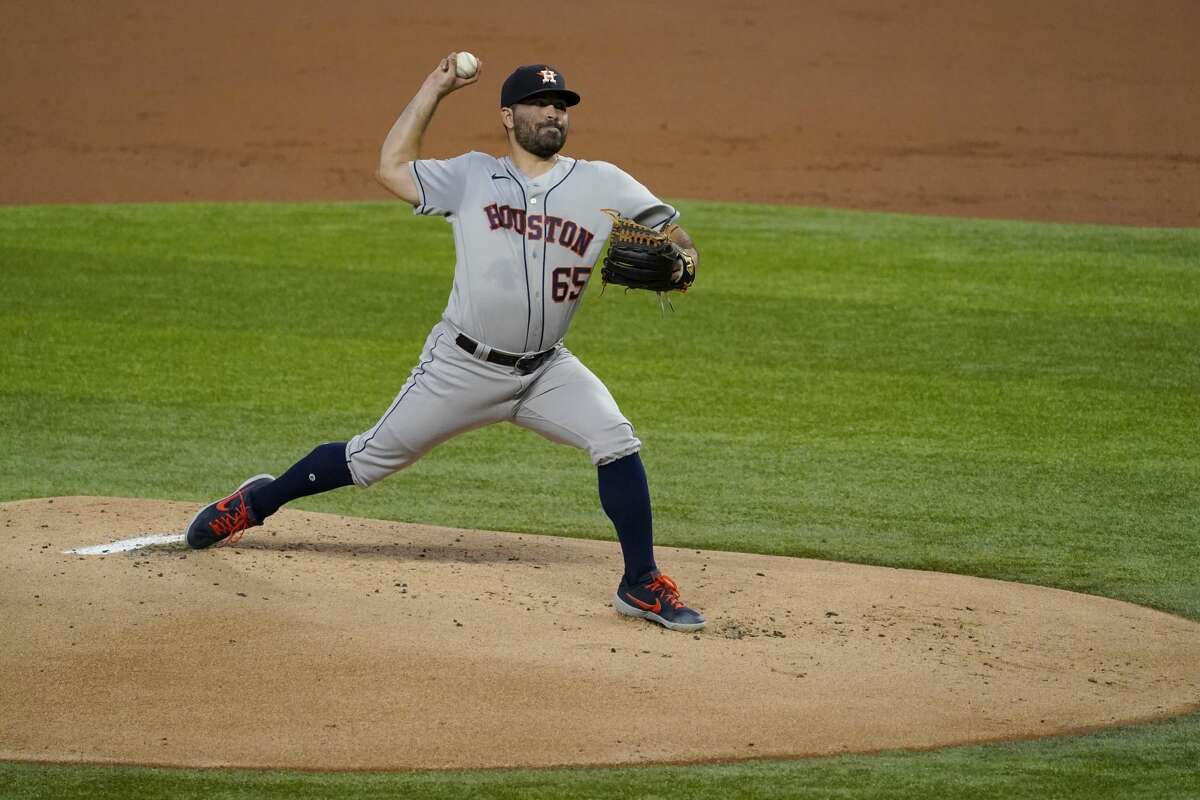 Astros clinch final AL playoff spot despite loss to Rangers