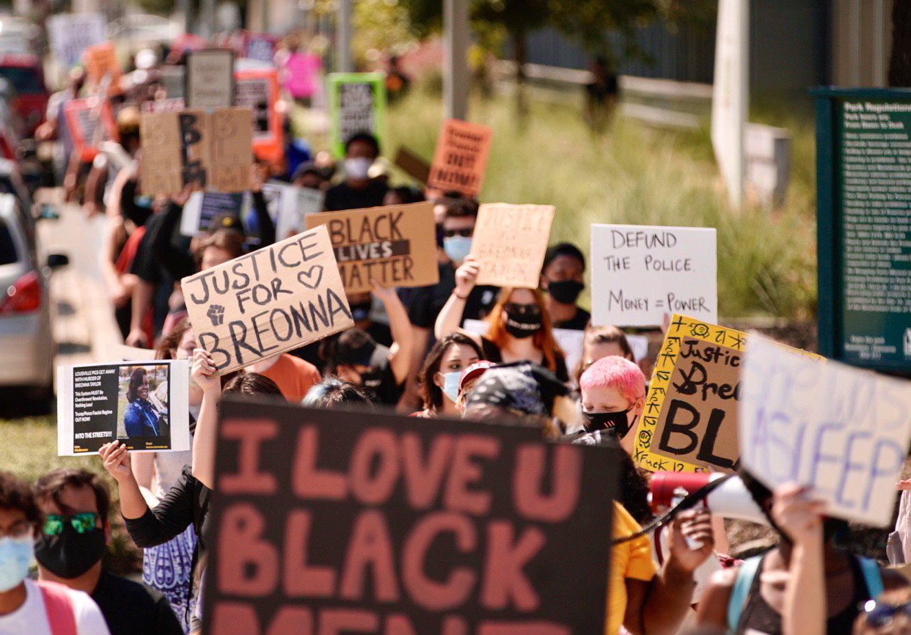 Protestors march in downtown Houston to demand justice for Breonna Taylor