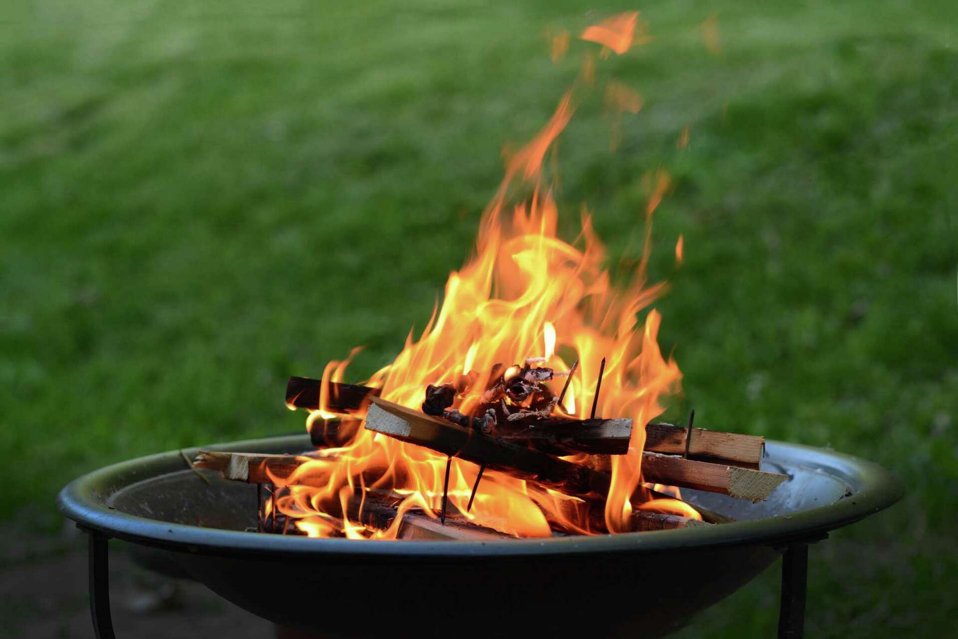 How to cook over your fire pit, because it’s fall, y’all
