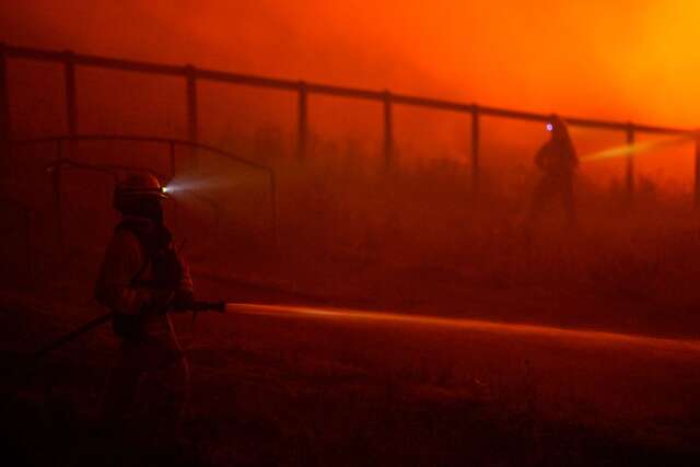 Map compares 2020 Glass Fire with 2017 Tubbs Fire