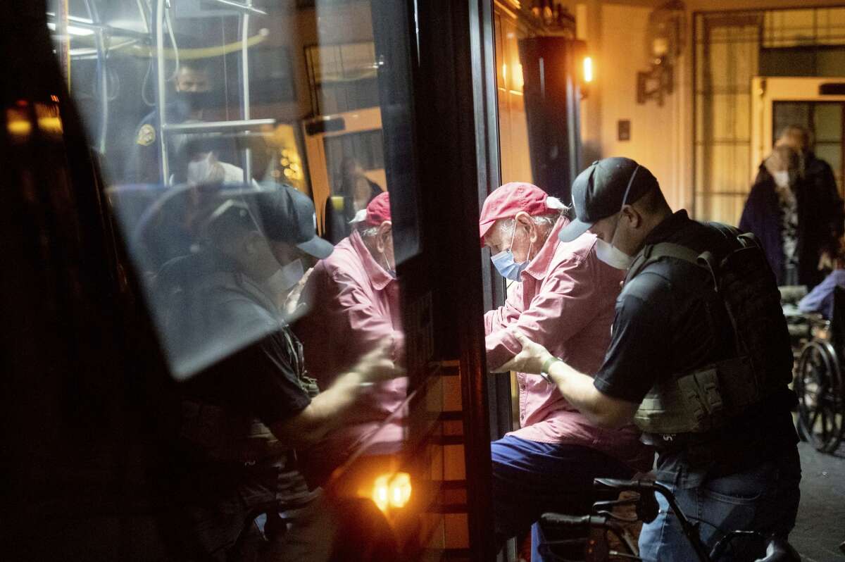 Map compares 2020 Glass Fire with 2017 Tubbs Fire