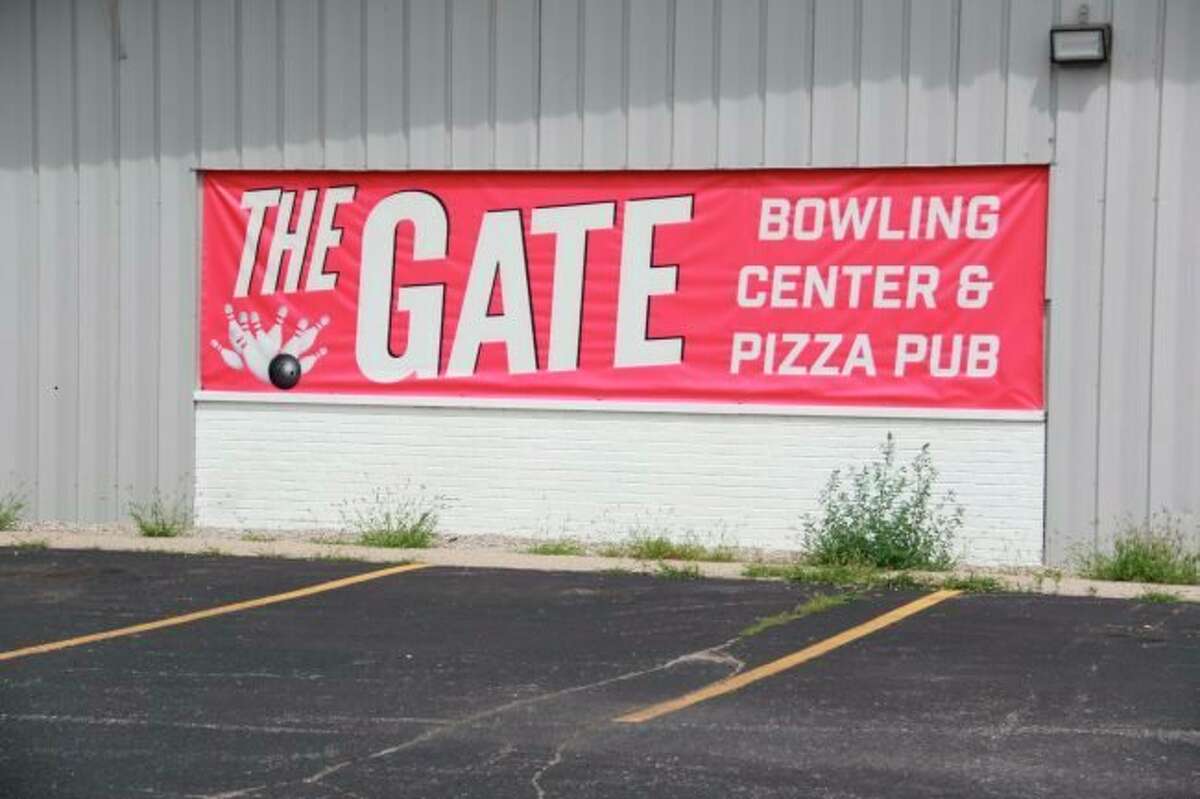 This Big Rapids bowling alley is ready to reopen its lanes