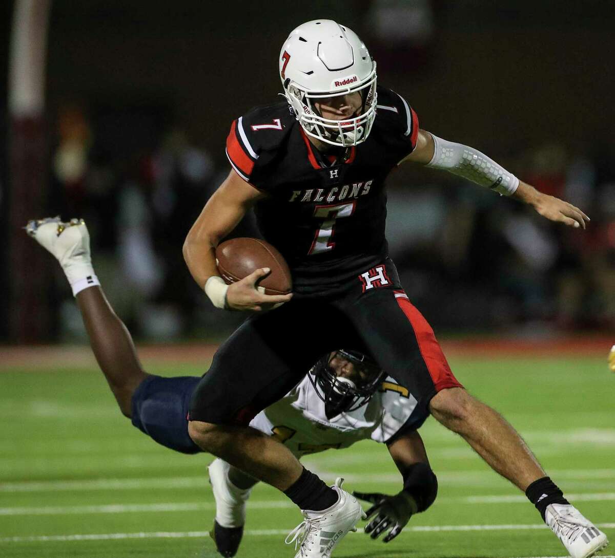 Football: Hargrave’s Luke Thomas named District MVP