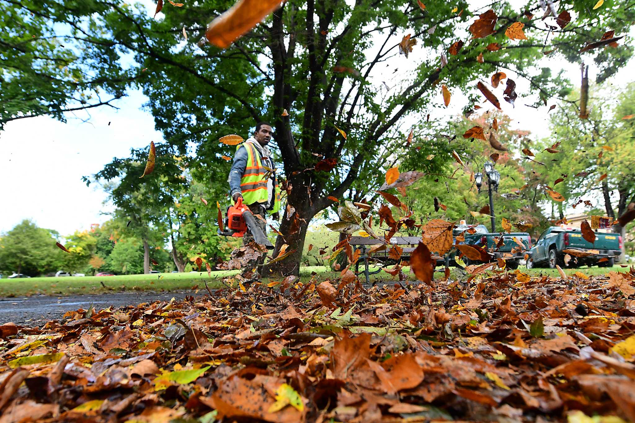 Jason Gough's forecast: Fall is settling in