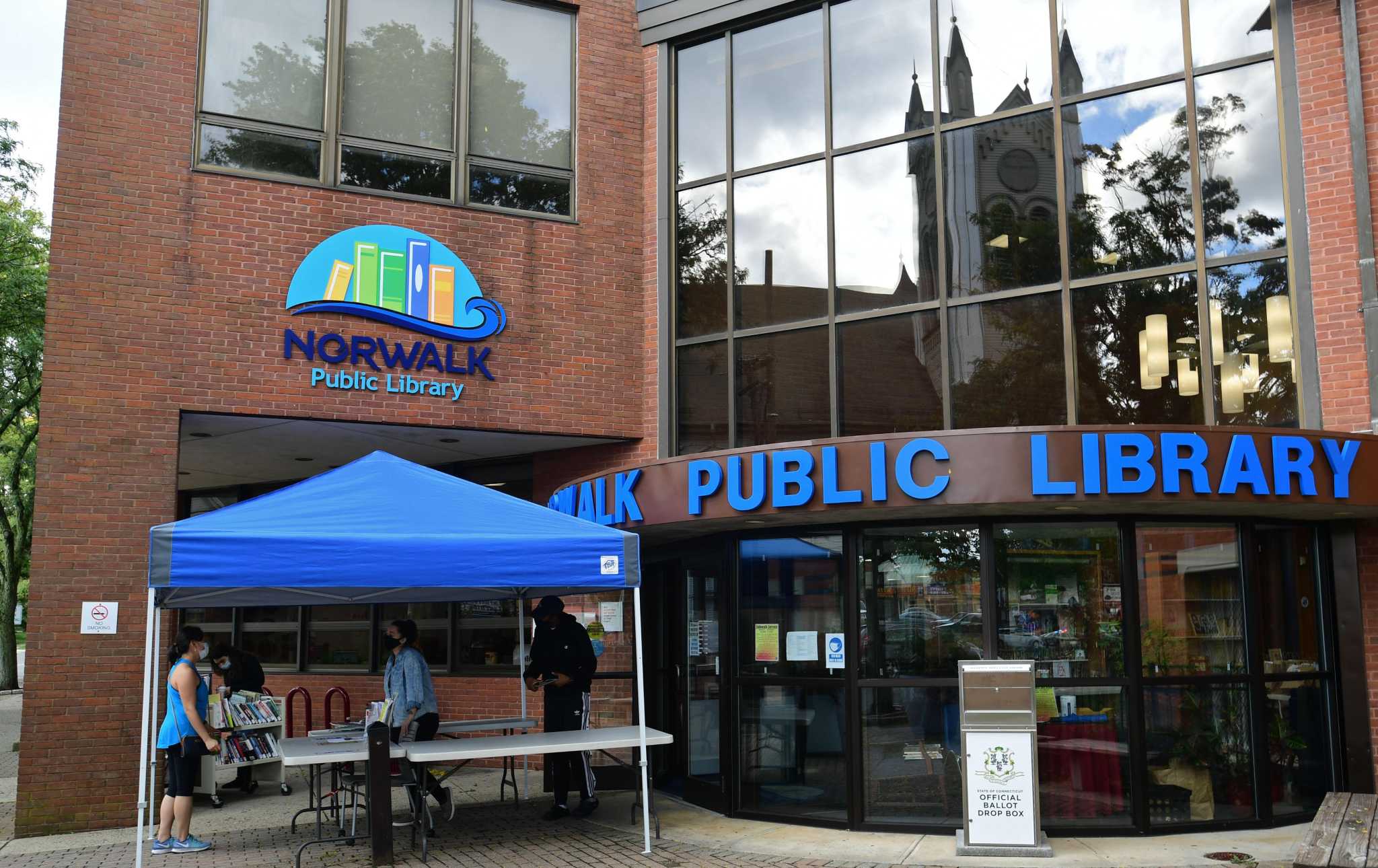 Norwalk Library prepares to name interim executive director