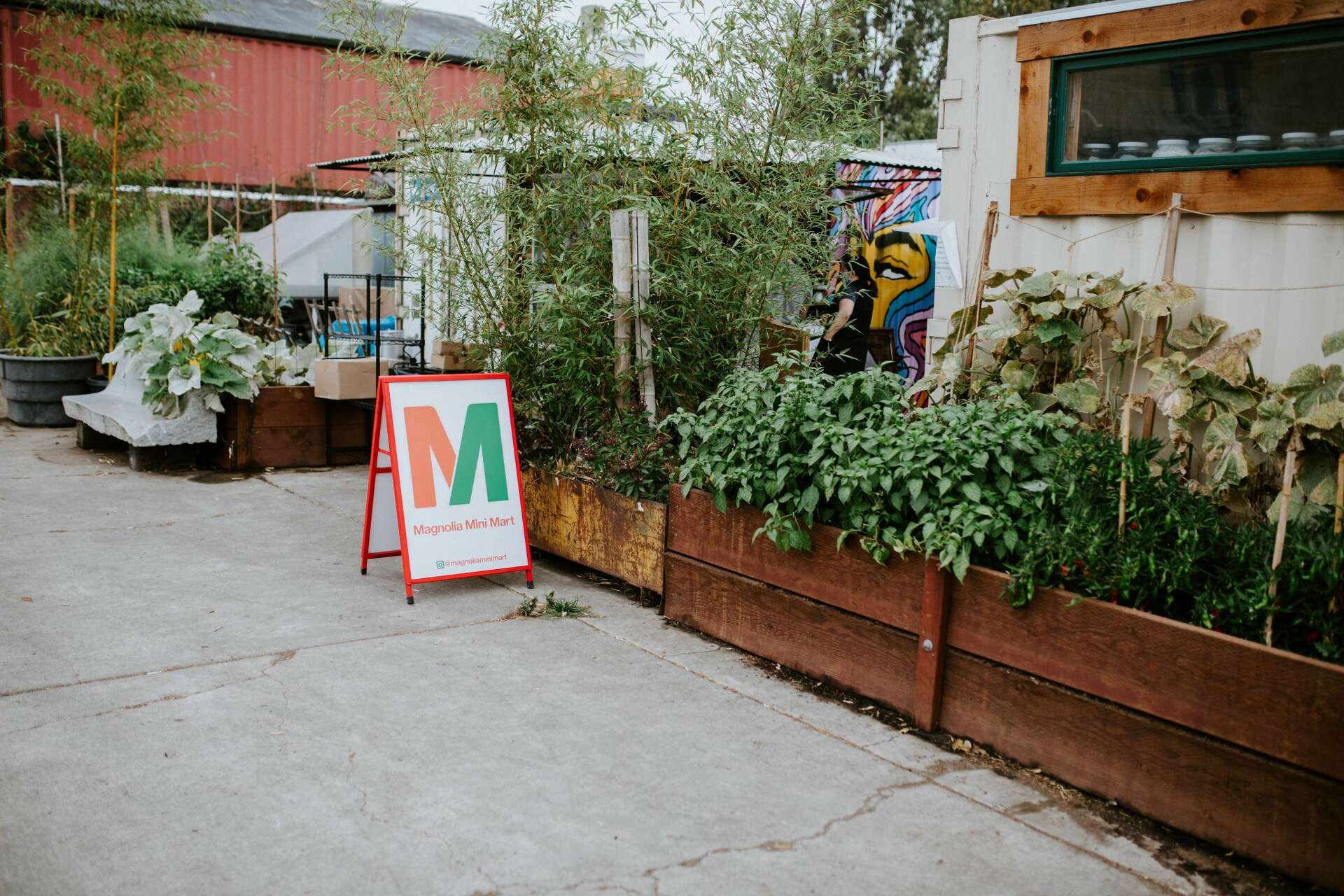 How a mini mart became a hub for the Bay Area’s trendiest pandemic pastries
