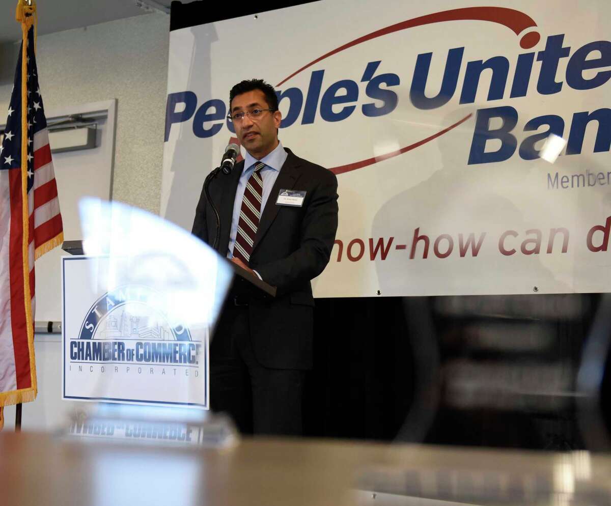 CT could soon ‘turn the corner’ on coronavirus, Lamont tells Stamford ...