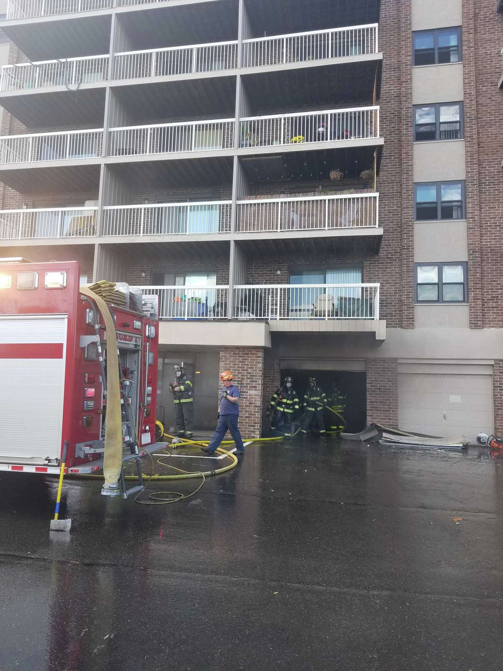 4 firefighters hurt, 3 residents hospitalized after 2-alarm Hamden fire