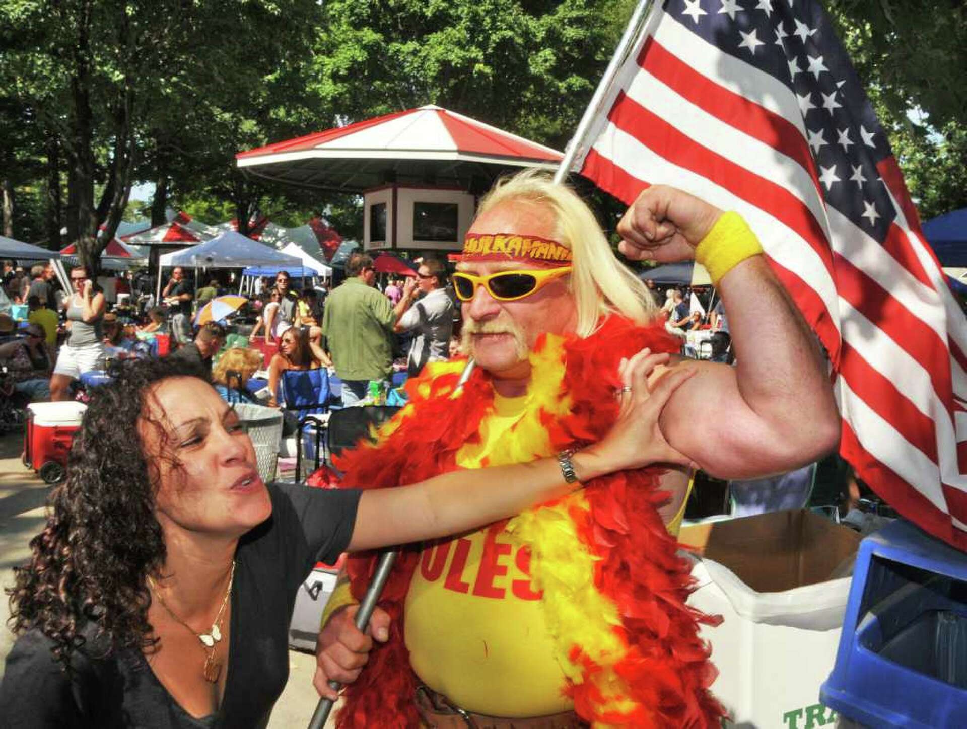 Hey, isn't that ... ? No, here's who it is