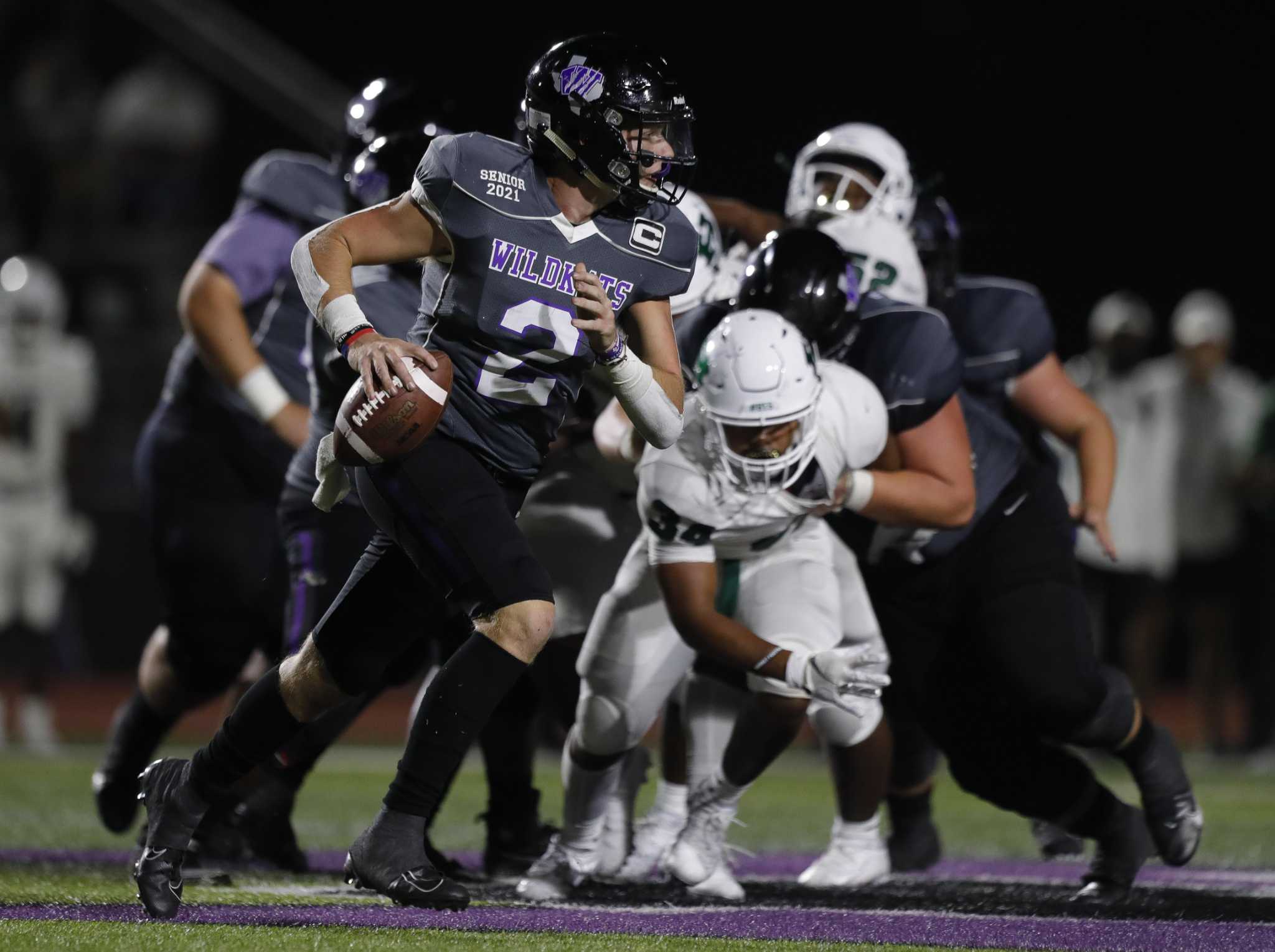 FOOTBALL: Huntsville pulls ahead early in win over Willis