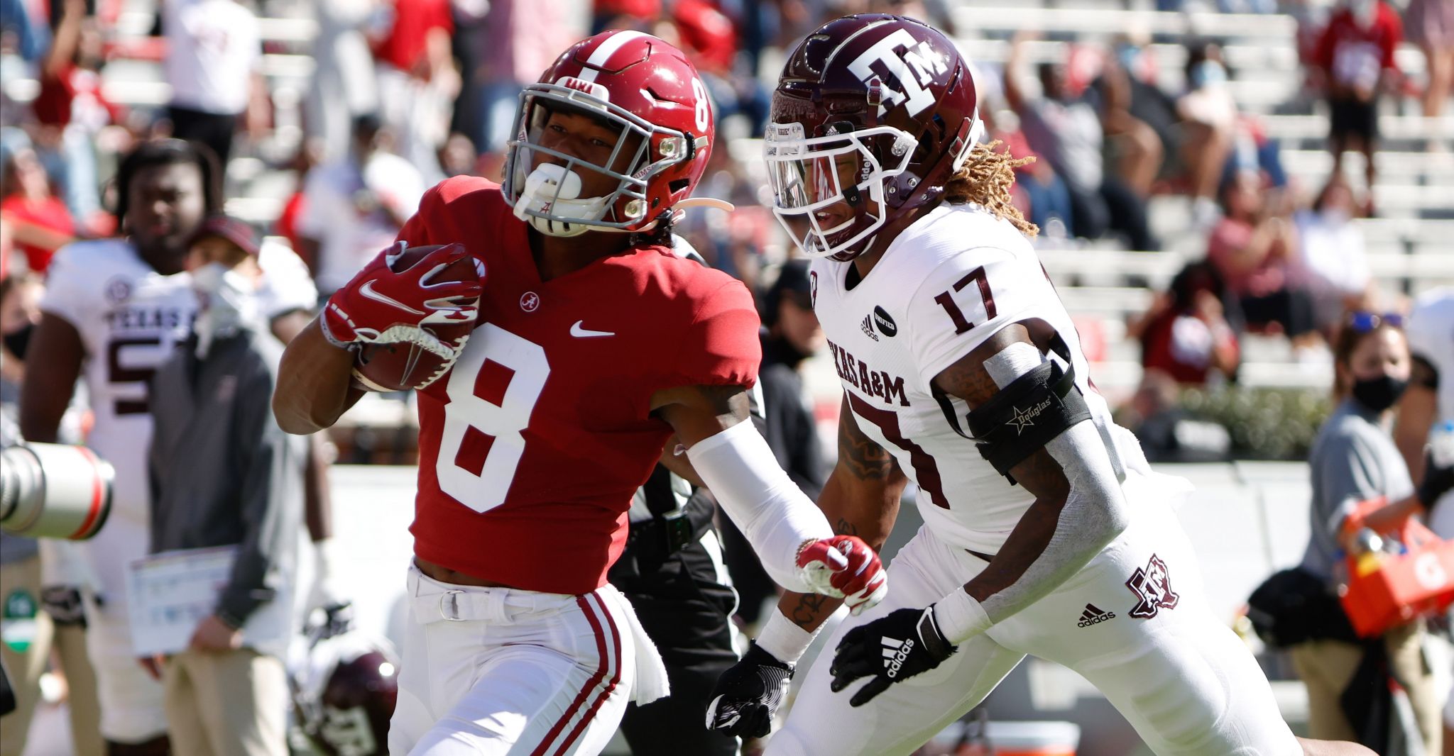 No. 2 Alabama blows past No. 13 Texas A&M