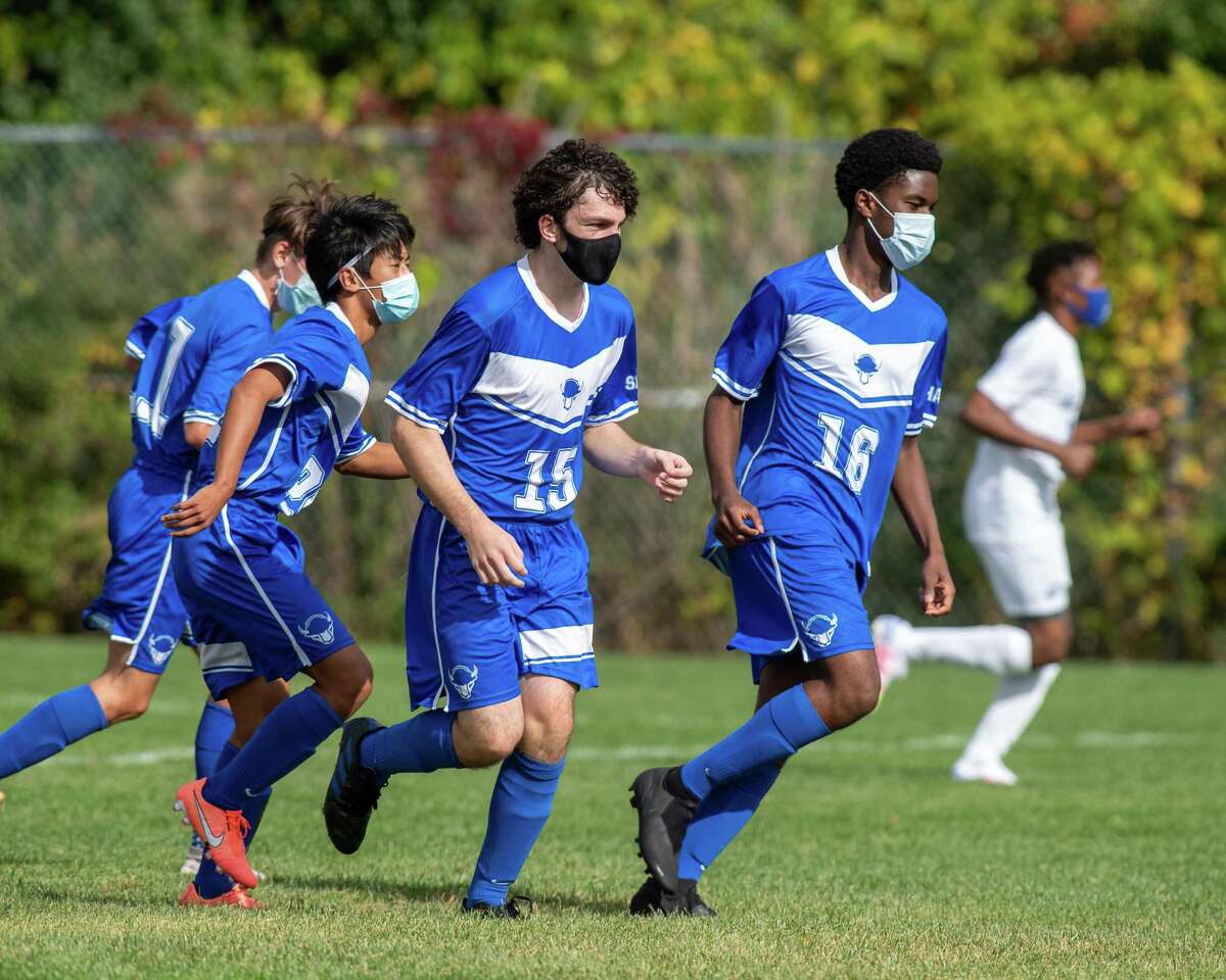Shaker boys' soccer thunders to Suburban Council win over Albany