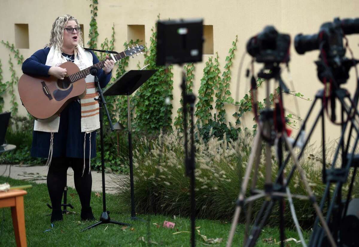 CT houses of worship start reopening; faith leaders look to be ...