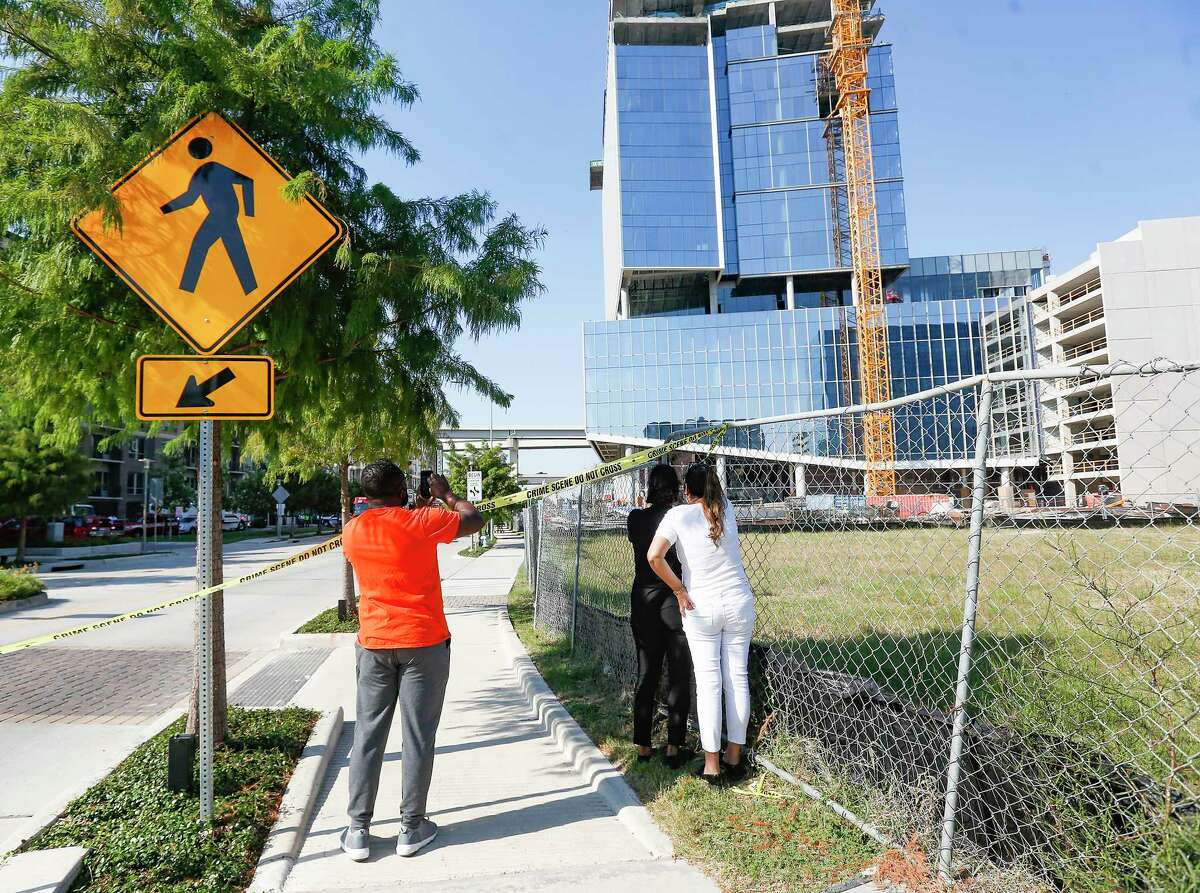 Bodies removed from site of deadly Marathon Oil construction collapse