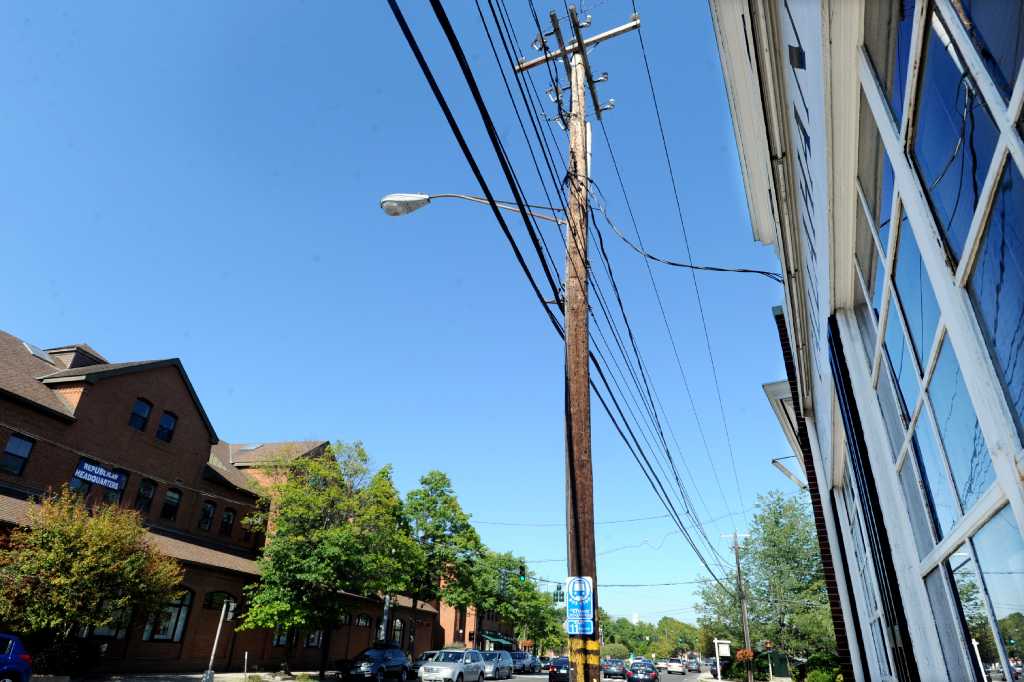 Democrats, GOP unlikeliest of neighbors