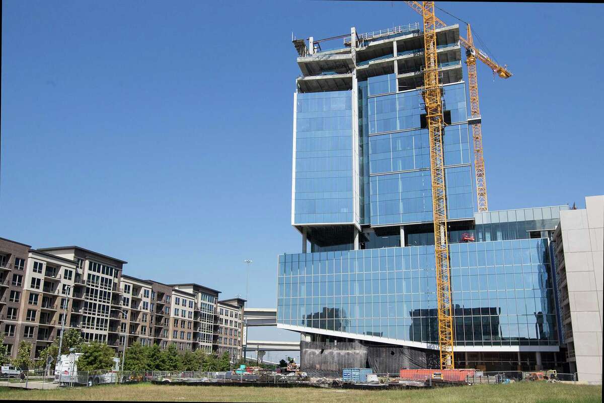 Bodies removed from site of deadly Marathon Oil construction collapse