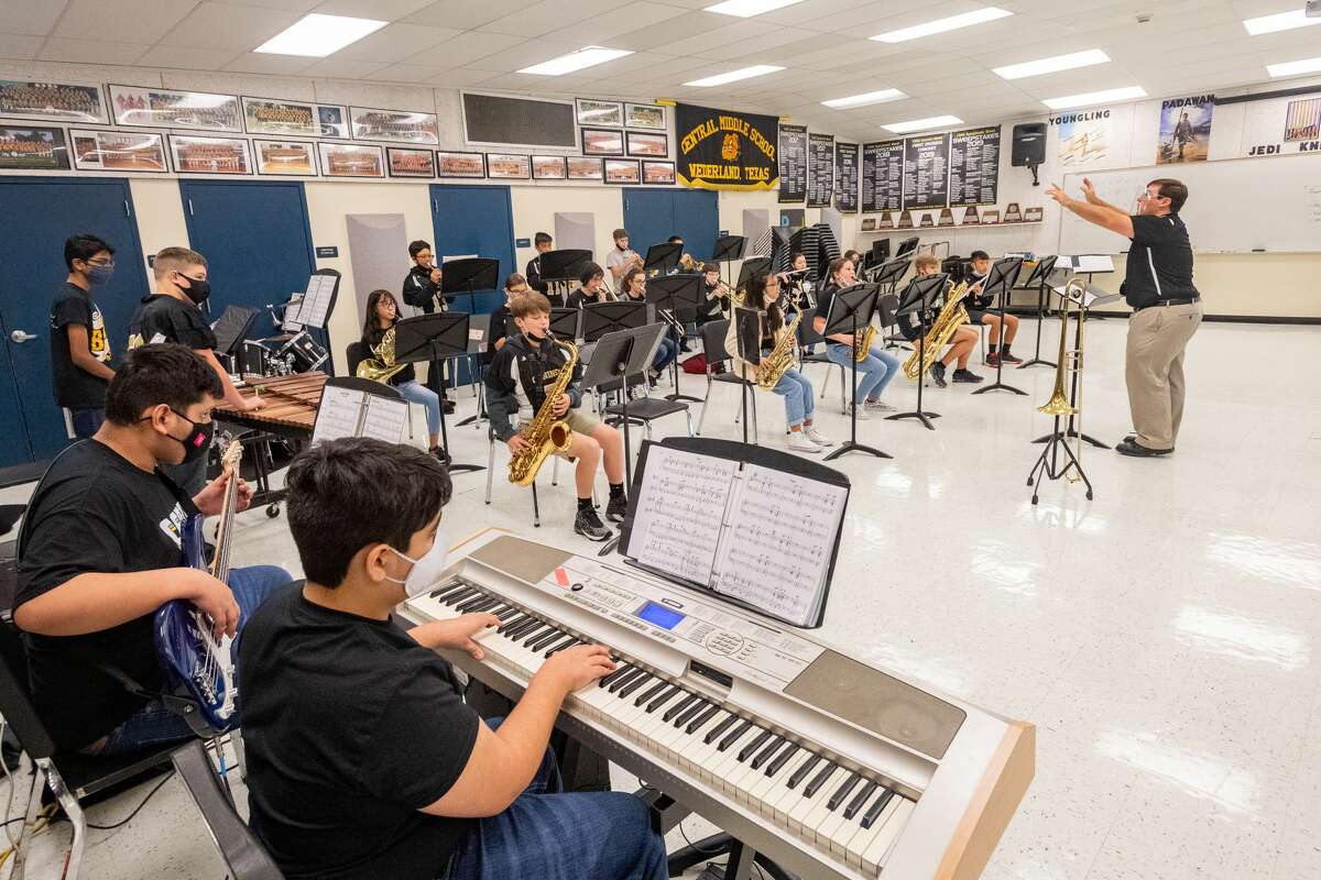 Central Middle School Jazz band ranked top in state