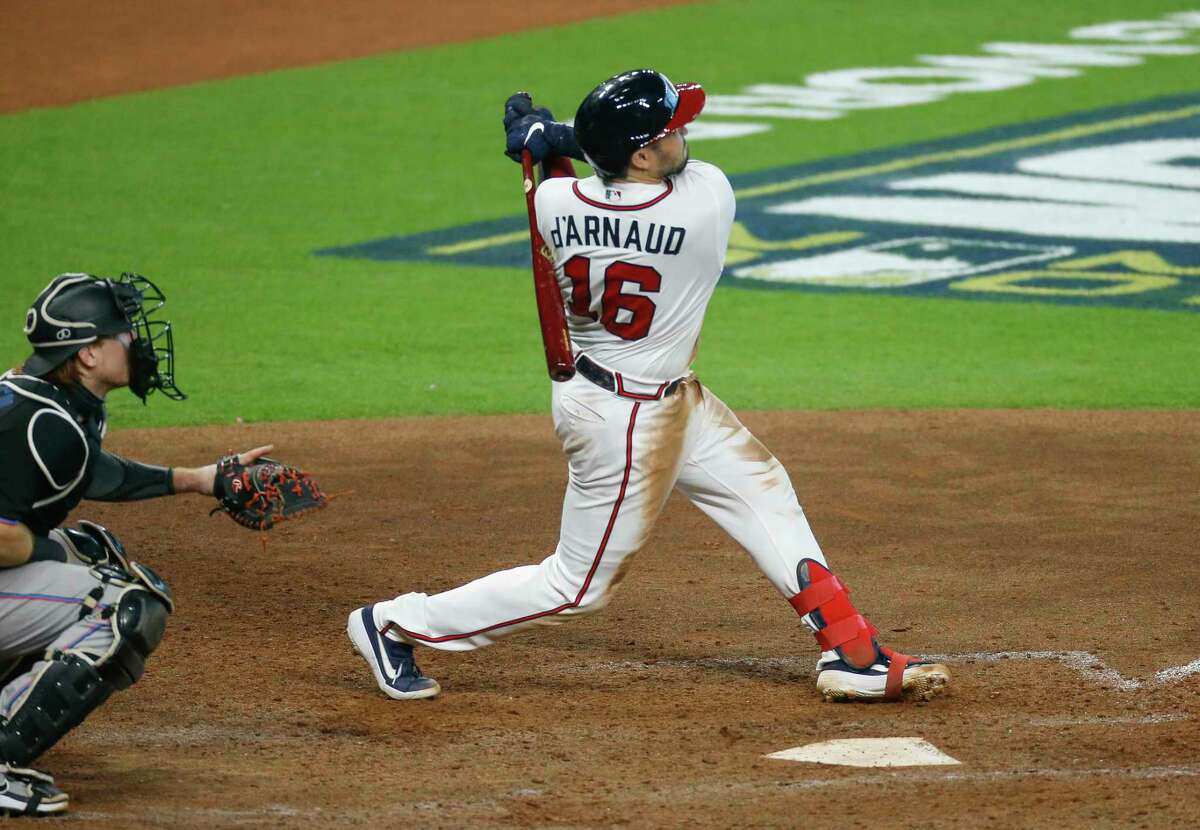 Travis d'Arnaud, Braves rally in 7th to beat Marlins in NLDS opener at ...