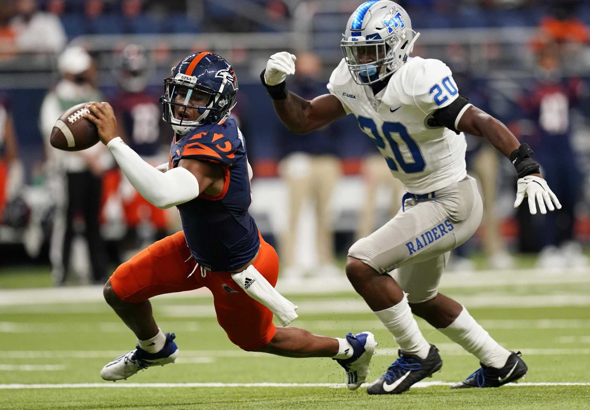 UTSA quarterback Frank Harris a game-time decision this week