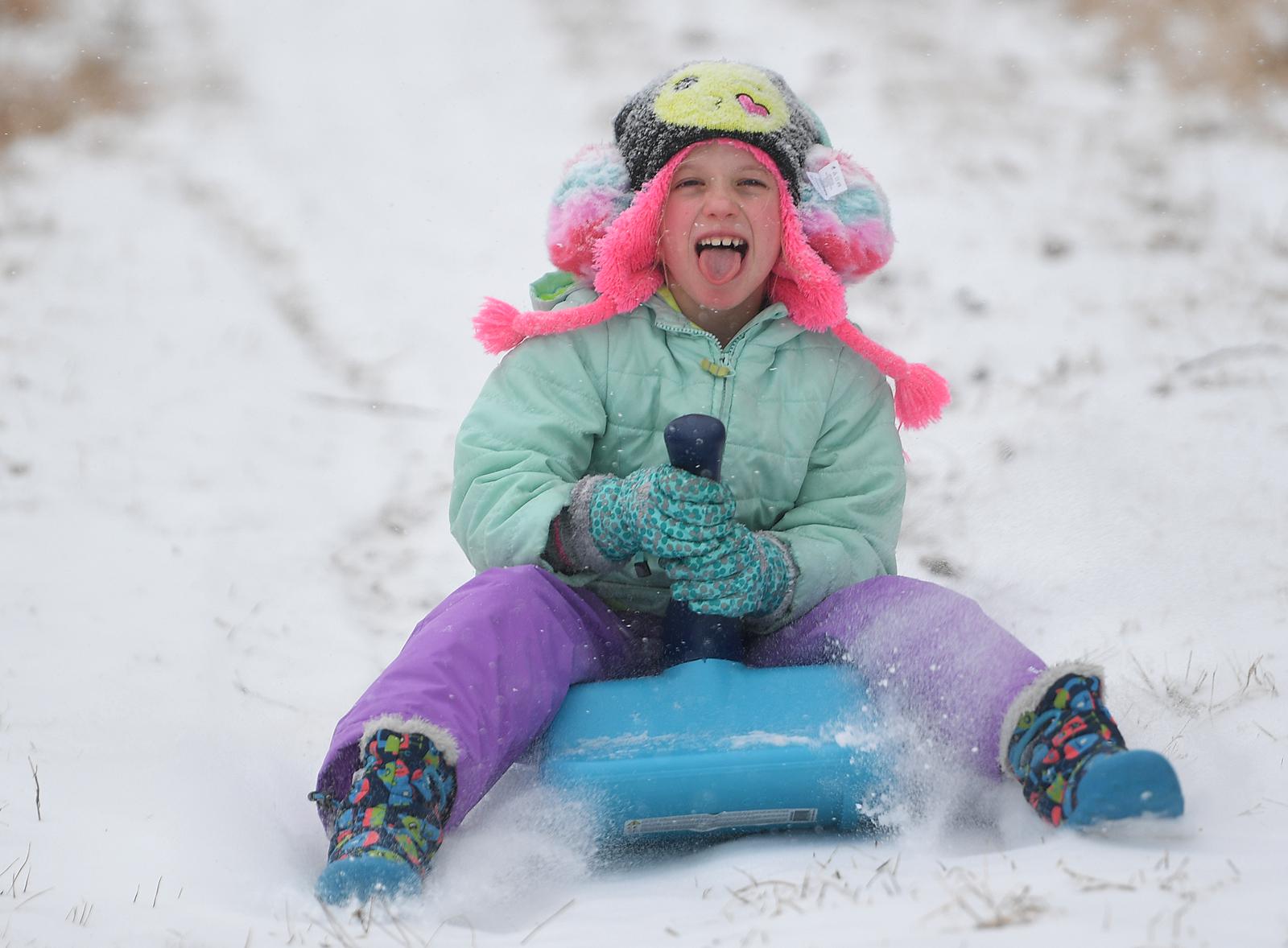 During pandemic, school districts can turn snow days into remote ...
