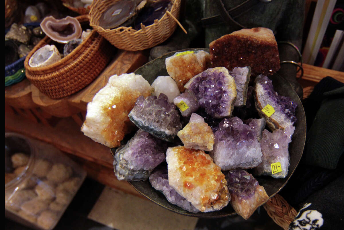 Photos: Community fixture Group W Bench for sale