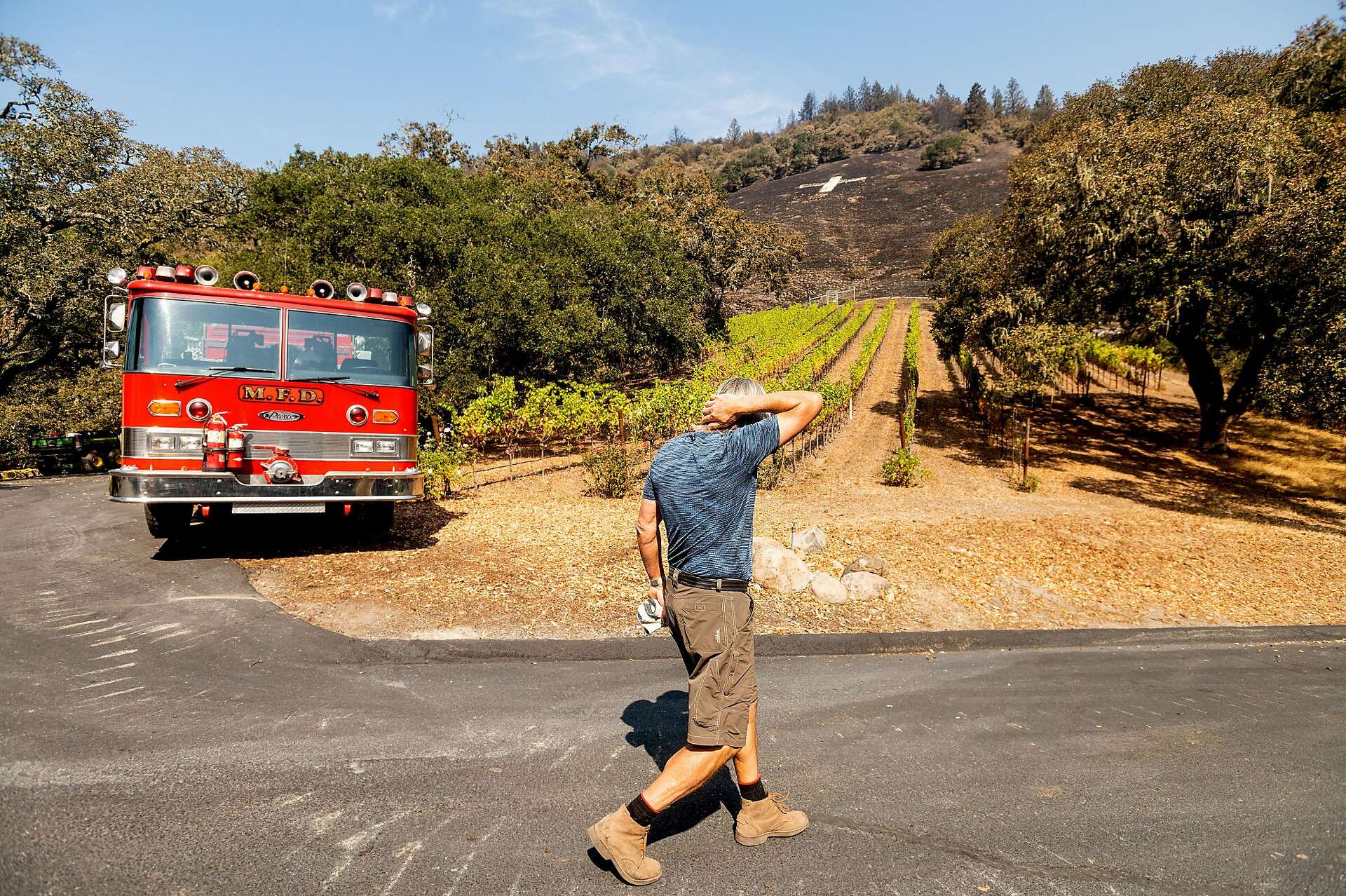 ‘They stopped it’: How two friends helped firefighters protect a Santa ...