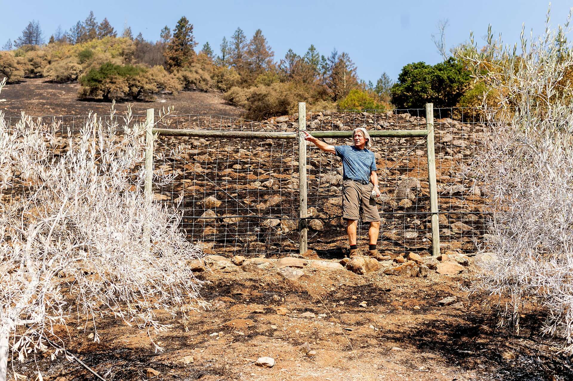 ‘They stopped it’: How two friends helped firefighters protect a Santa ...