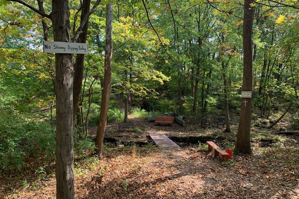 15 Connecticut hiking trails to try out in 2022