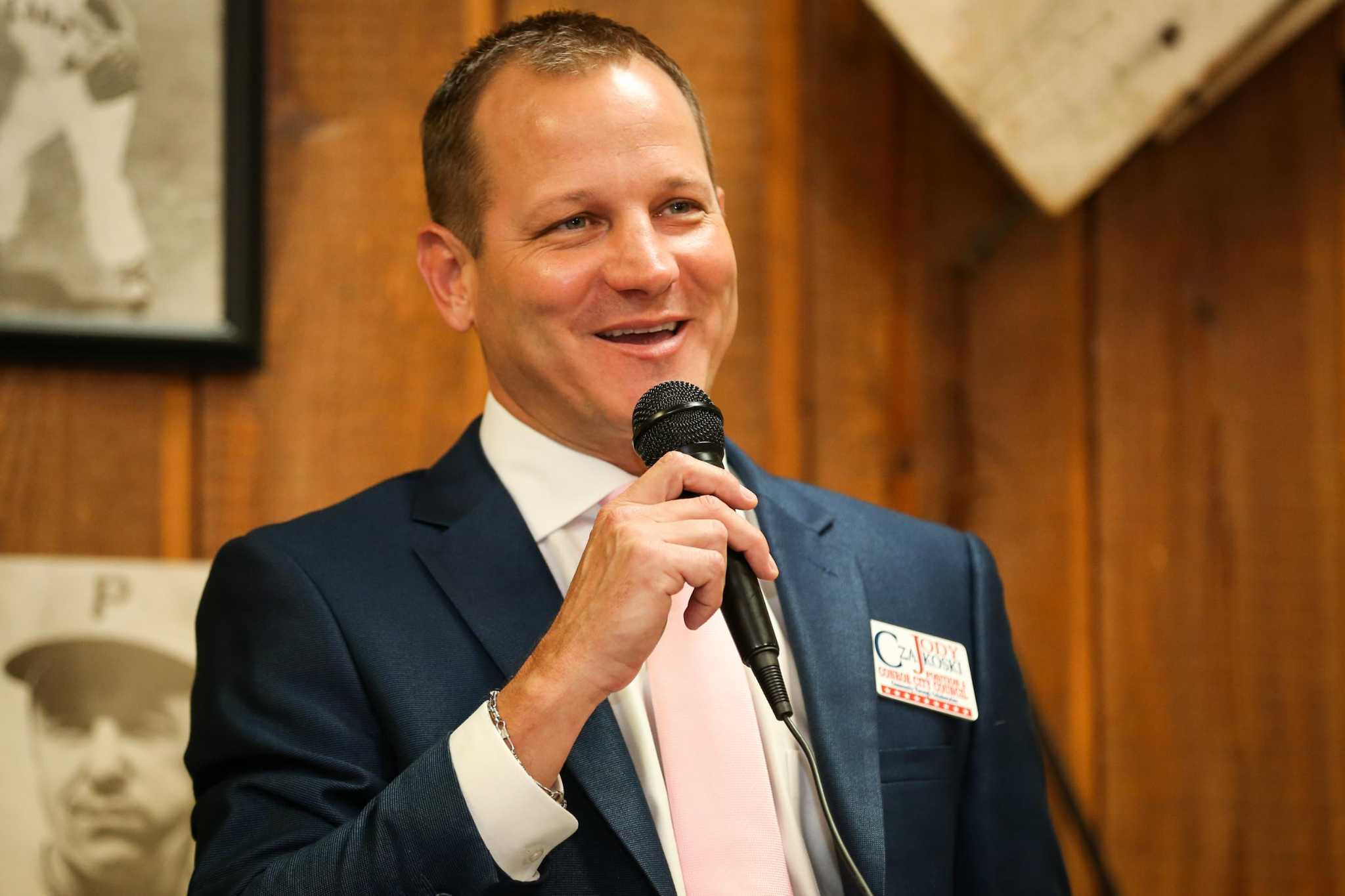 Powell campaign for Conroe mayor continues; Czajkoski undeterred