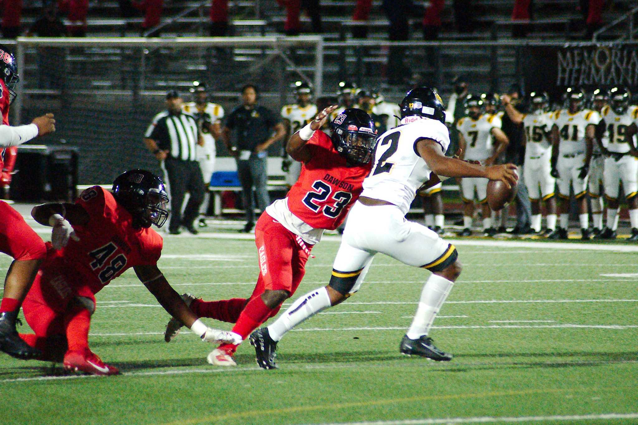 Football: Dawson starts fast in 52-0 win over Hastings