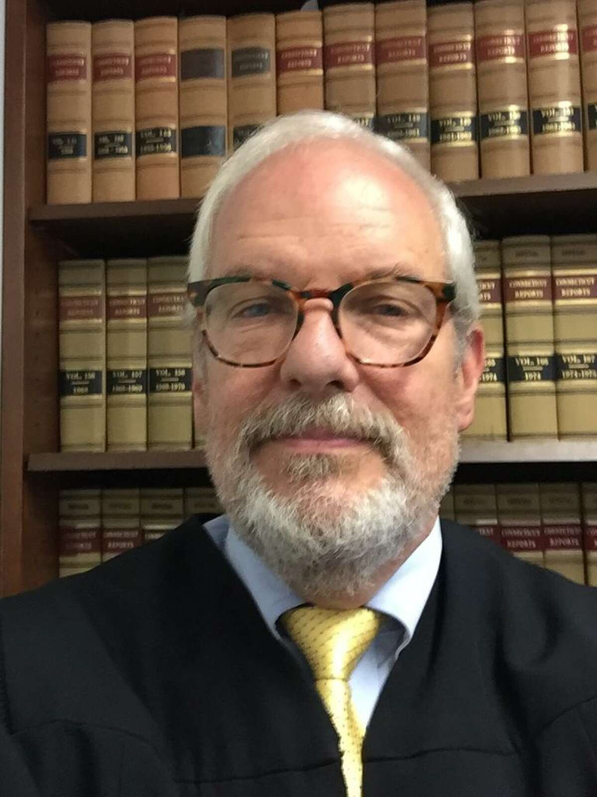 ‘I can’t try a case’ with witnesses in masks; CT attorneys have grave ...