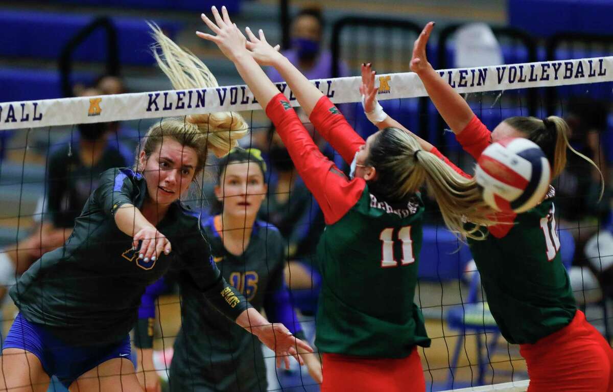 Klein volleyball sweeps The Woodlands in battle of top 6A programs