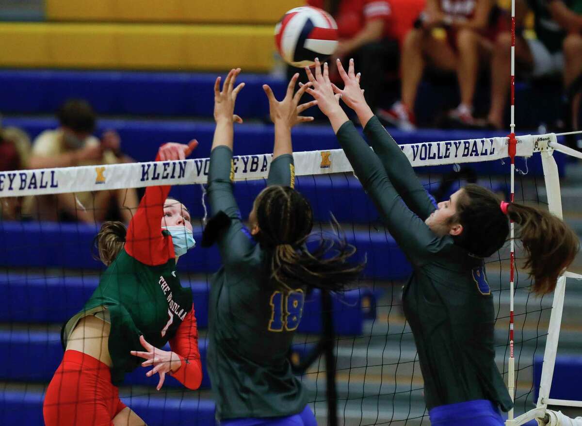 Klein volleyball sweeps The Woodlands in battle of top 6A programs