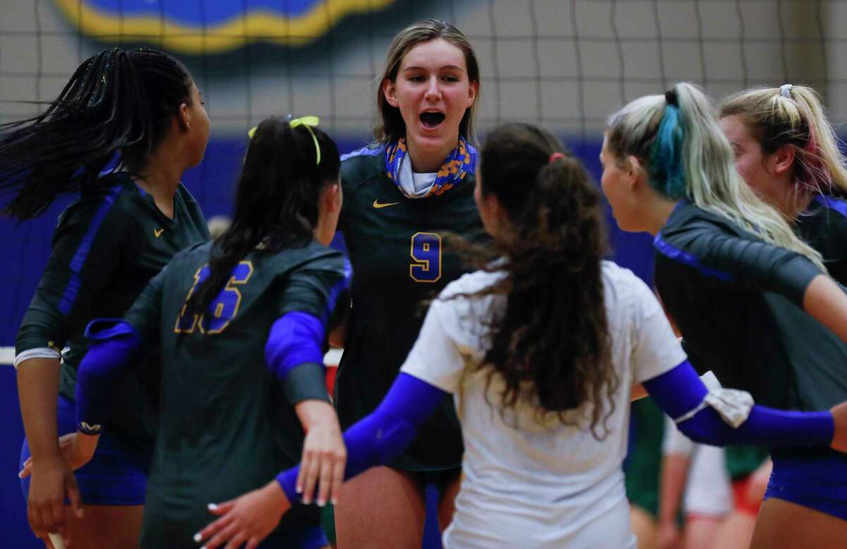 Klein volleyball sweeps The Woodlands in battle of top 6A programs
