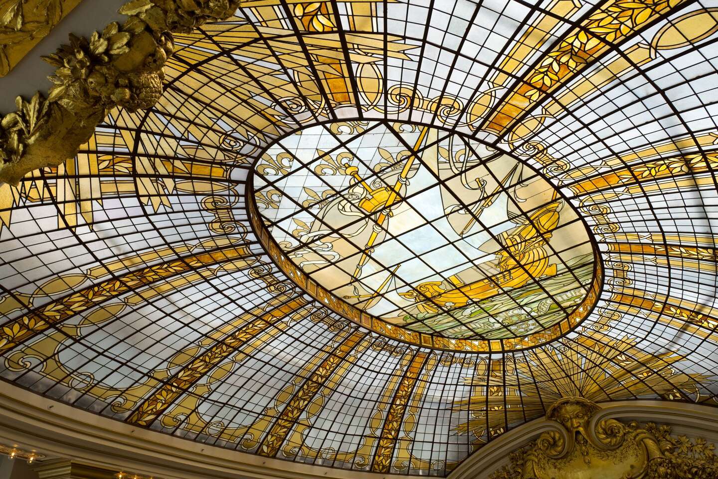 SF's famous Rotunda in Neiman Marcus plans to reopen for the holidays