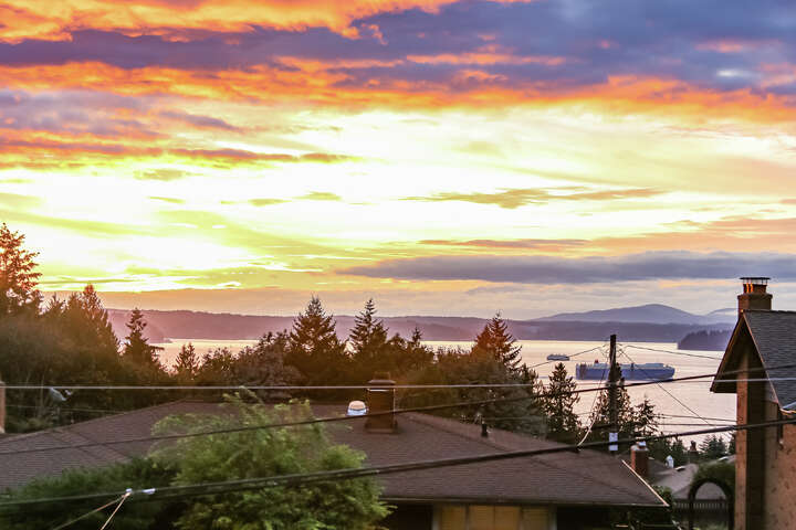 Untouched Seattle midcentury modern is a time warp charmer