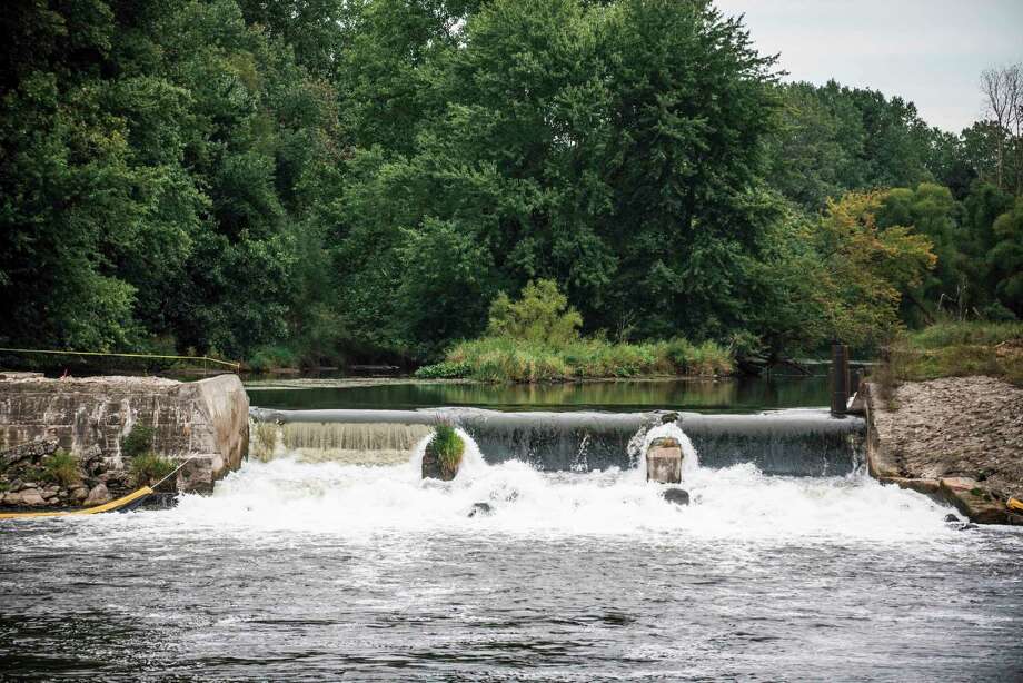 Showcasing the DNR: Kalamazoo River to be restored through Trowbridge ...