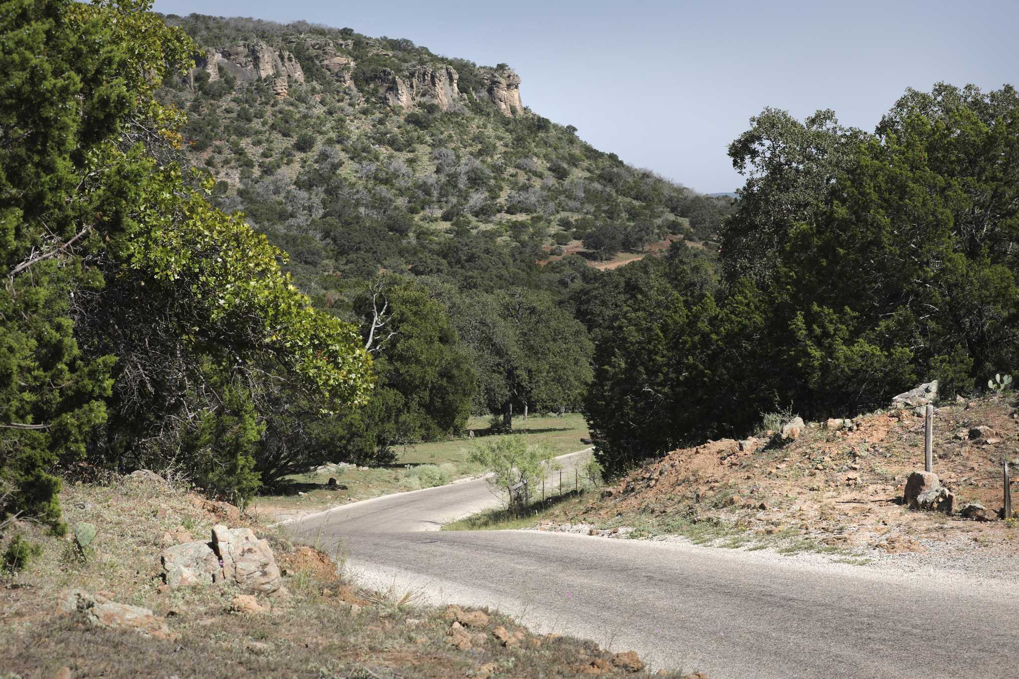 3 scenic drives through Texas Hill Country from Interstate 10 in San ...
