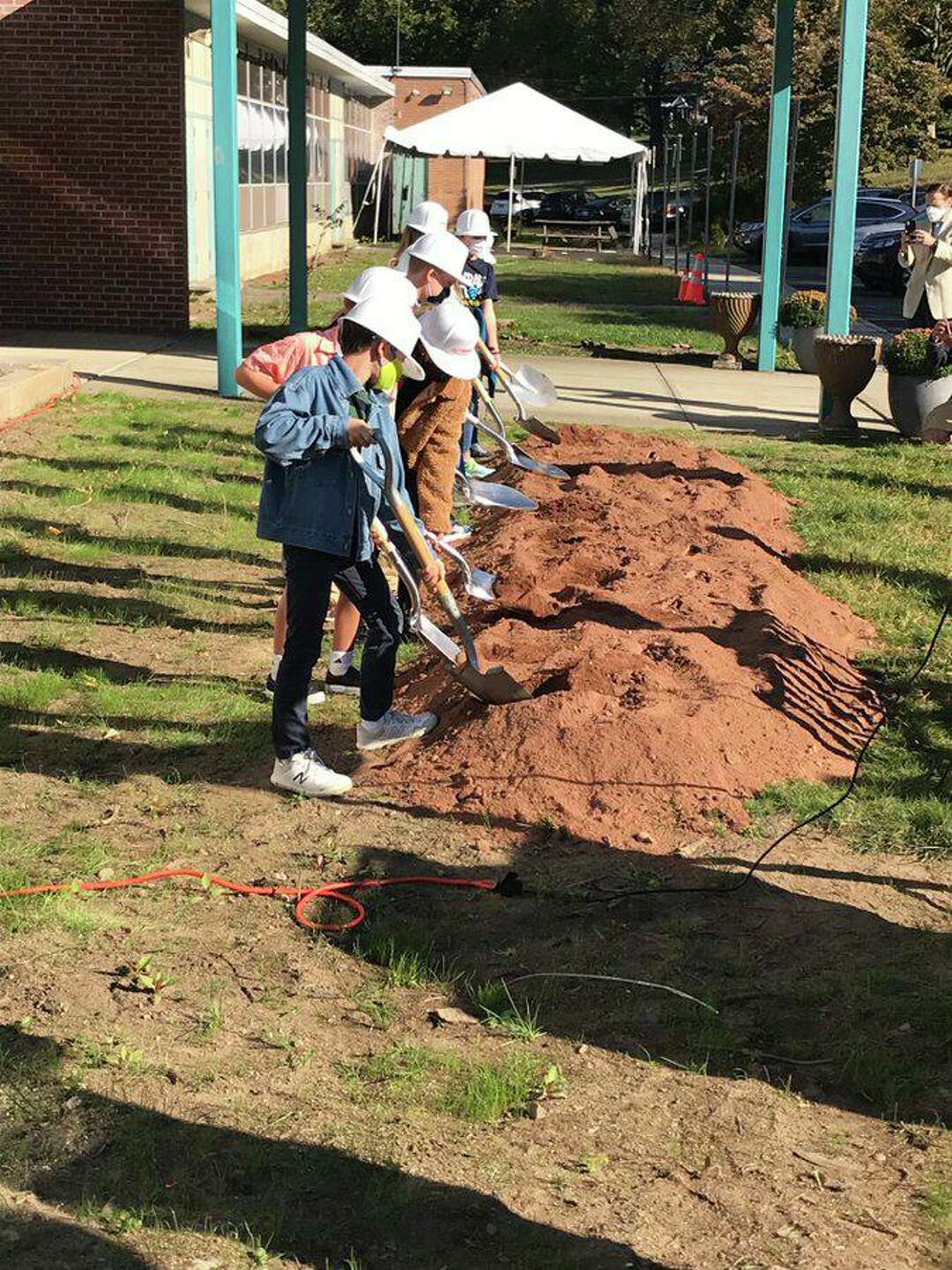 Mill Hill Elementary School renovations begin in Fairfield