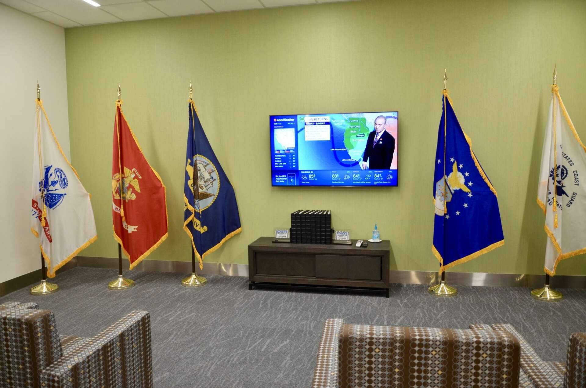 Take a look inside SFO's big USO lounge upgrade for service members