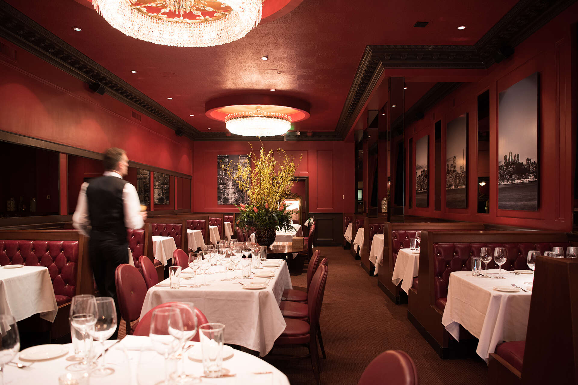 Alfred's Steakhouse abruptly closes in San Francisco after 92 years