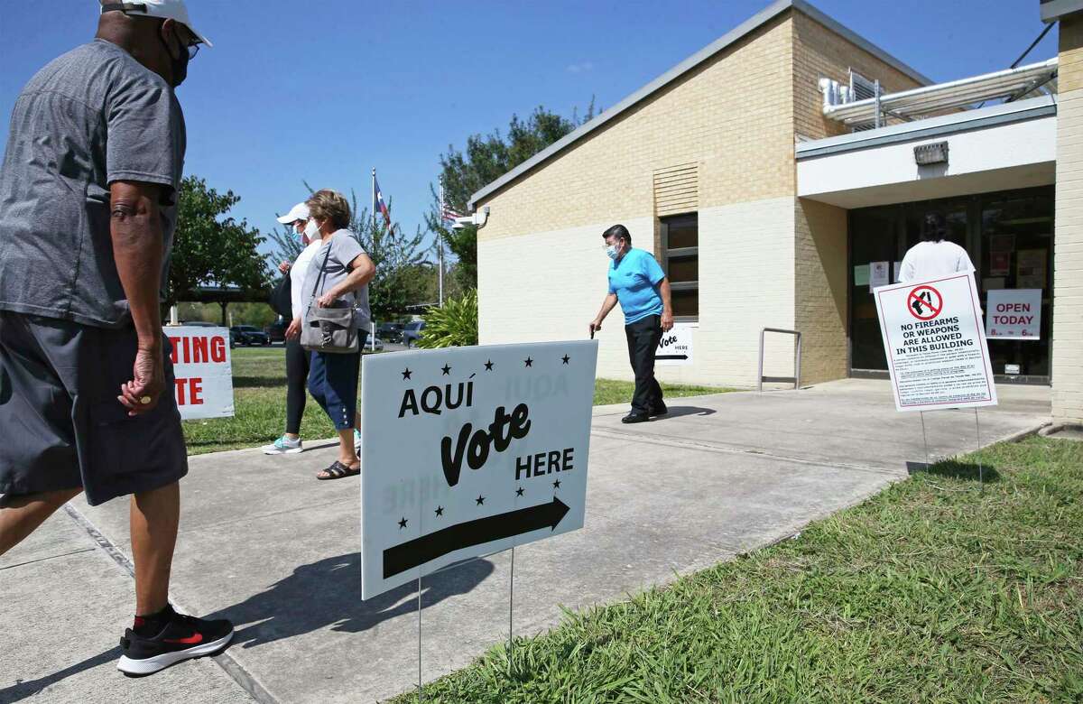 ‘What difference does it make if I vote? A lot’ — San Antonio voters ...