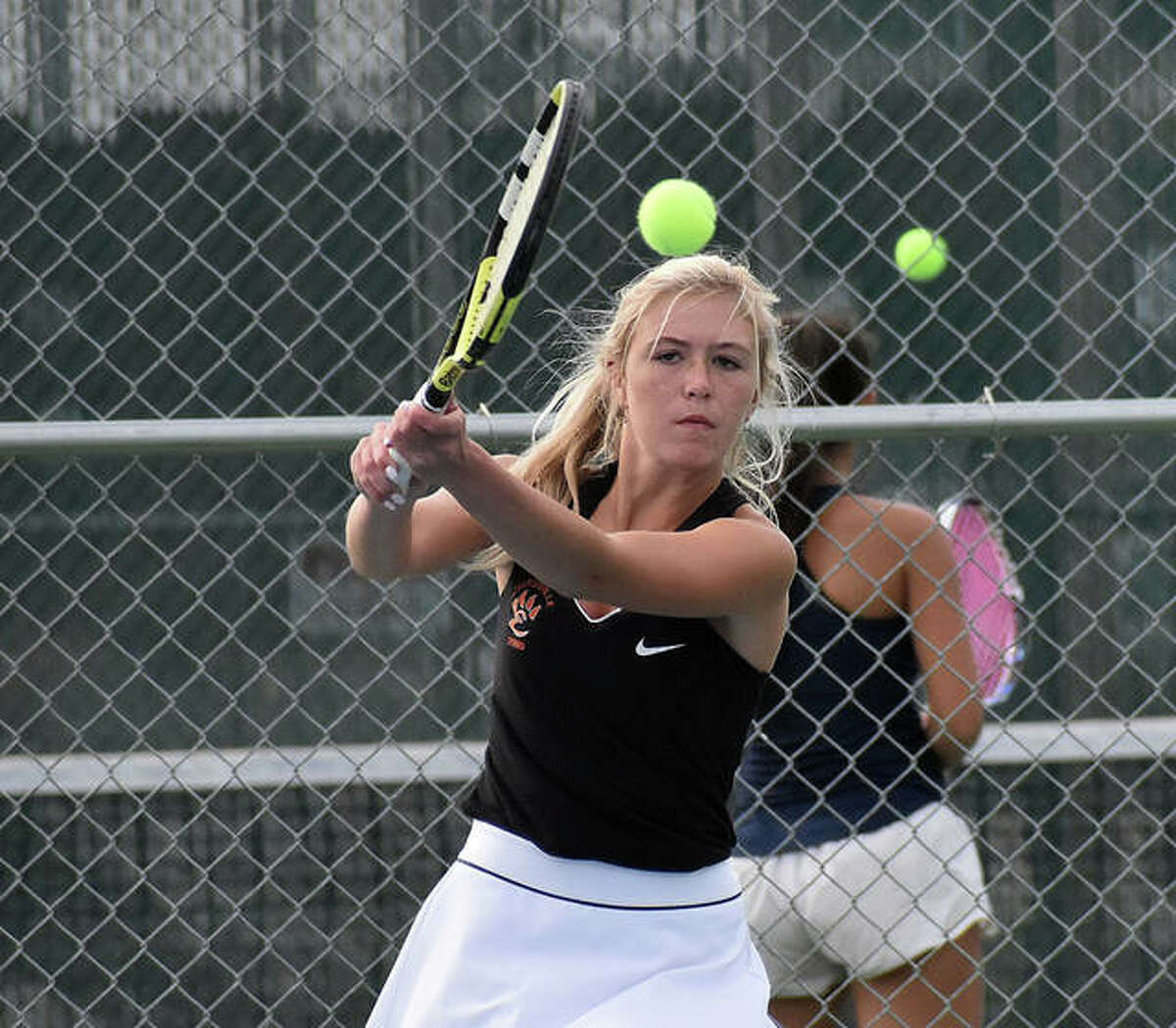 GIRLS TENNIS: Tigers aiming for sectional title