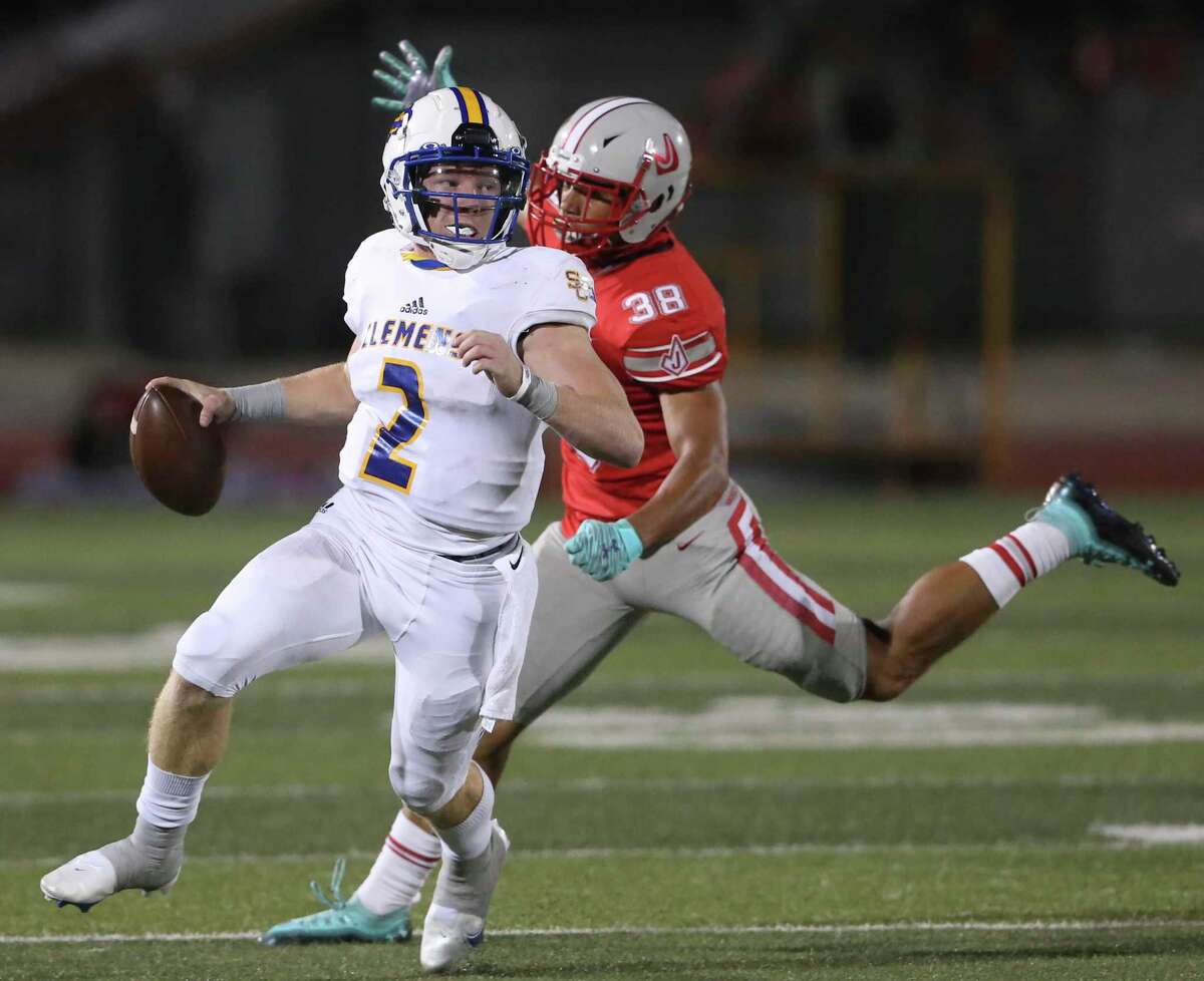 Judson holds off Clemens 34-28