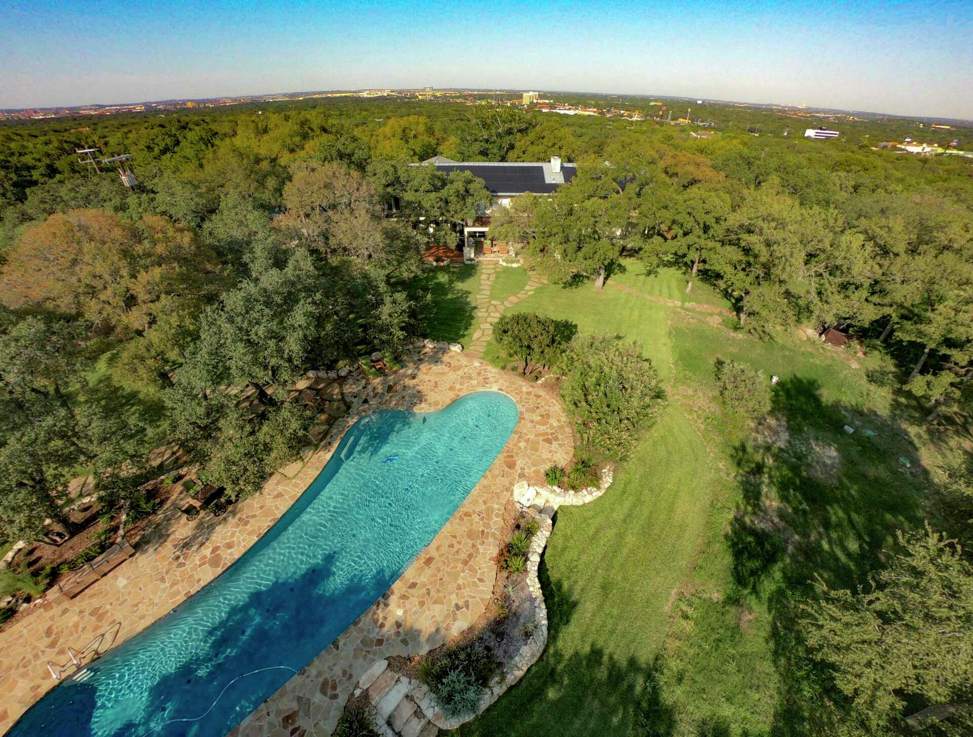 This $600,000 outdoor renovation at Hill Country Village home in San ...