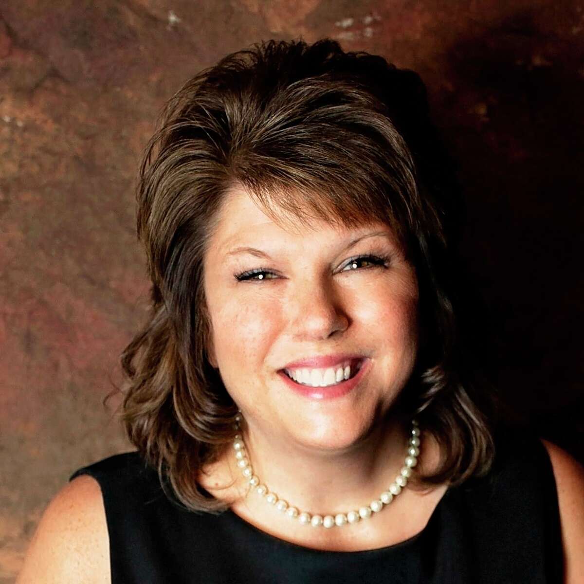 Heroes and Hand Raisers honors Angela Cole